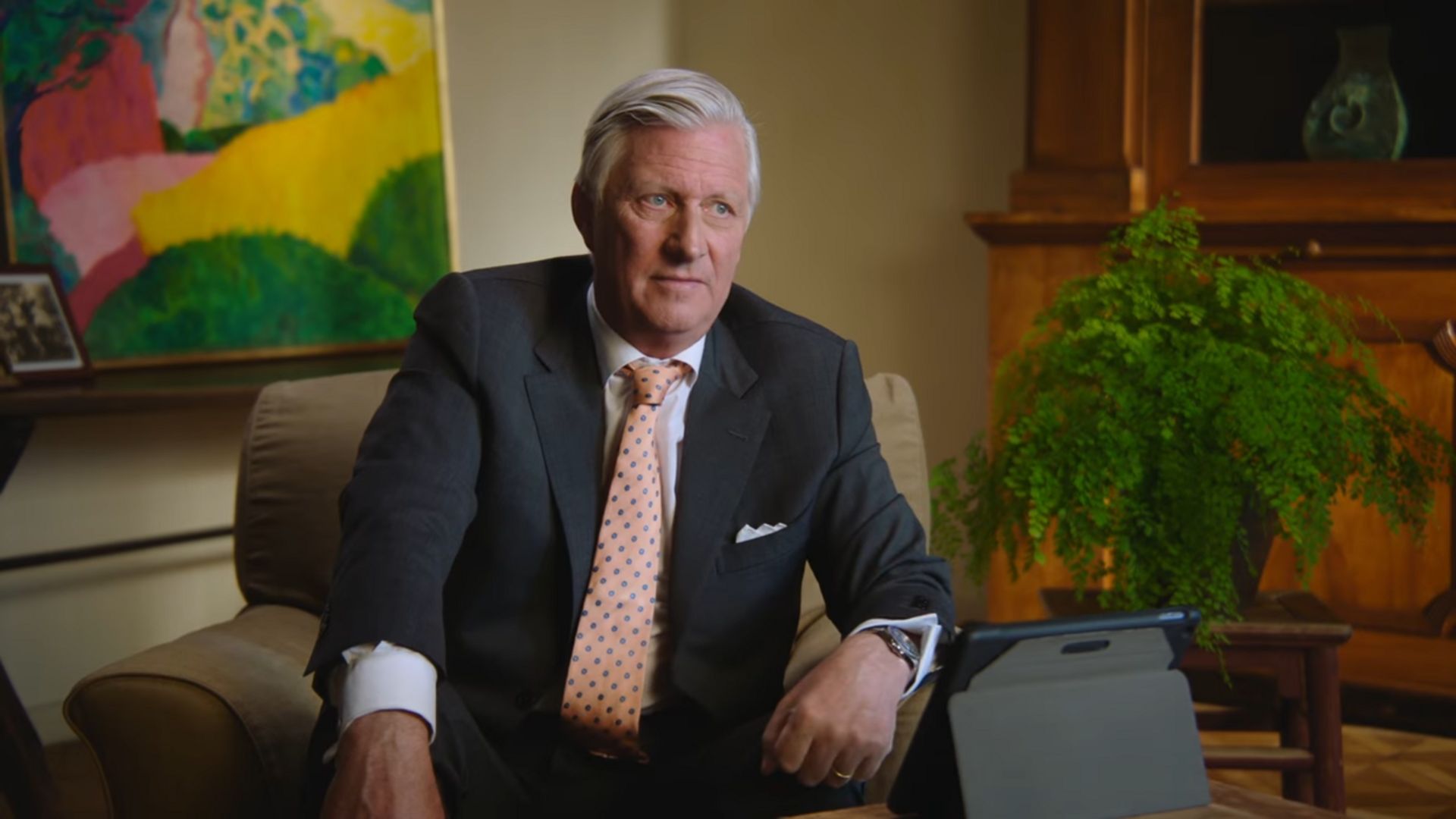 Le roi Philippe répond aux questions que les citoyens lui ont adressées ...