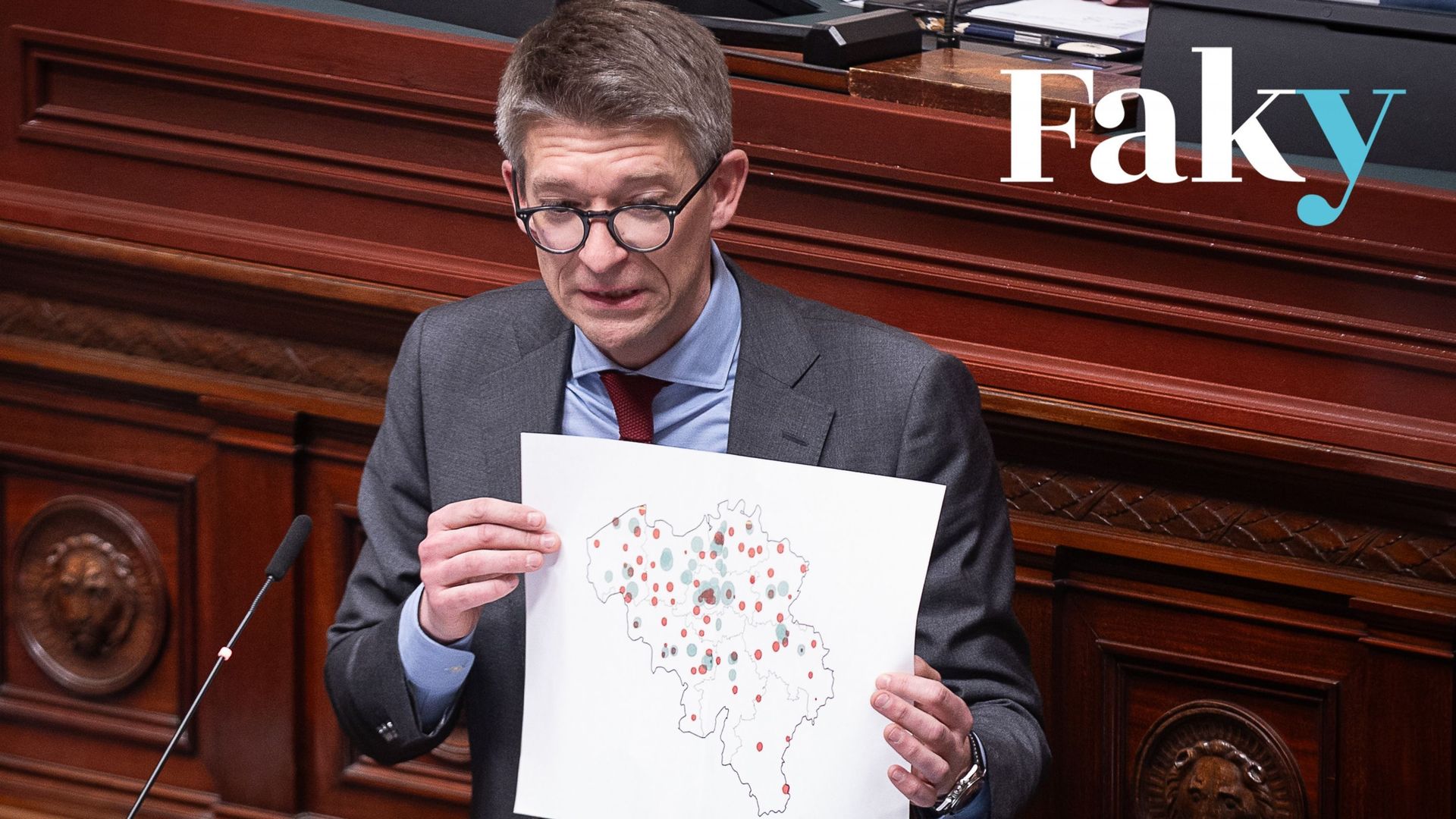 Pourquoi le 'Dieu' Steve Stevaert fascine encore la Flandre, 10 ans ...