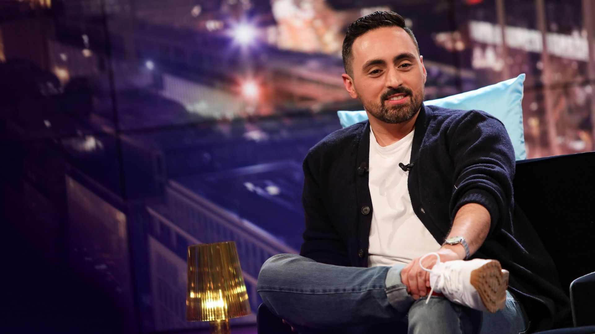 Pablo Andres dévoile ses multiples talents dans 69 Minutes sans Chichis ...