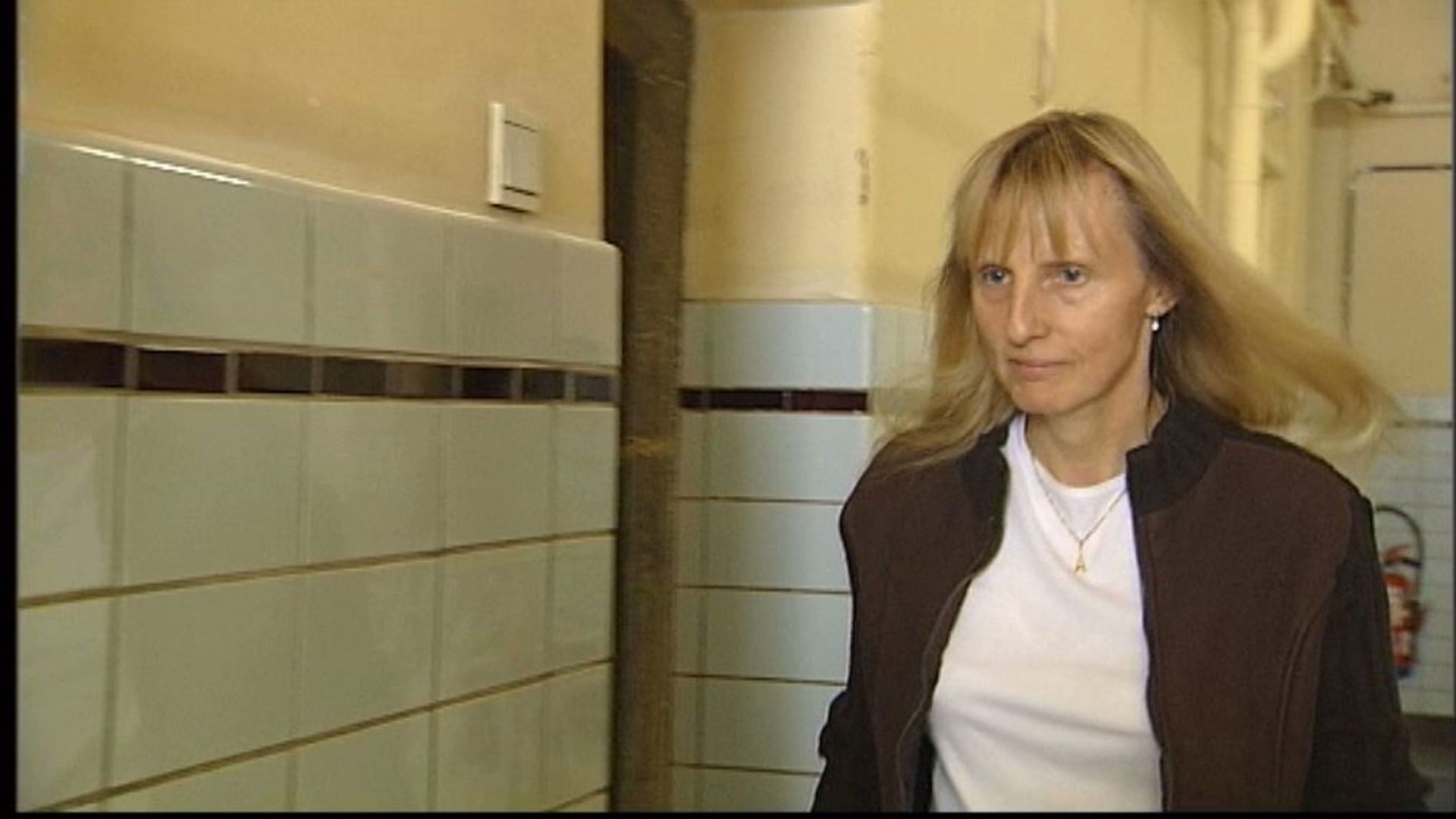 Devoir d'enquête (2013/2) - Faut-il brûler Michelle Martin?/Estelle ...