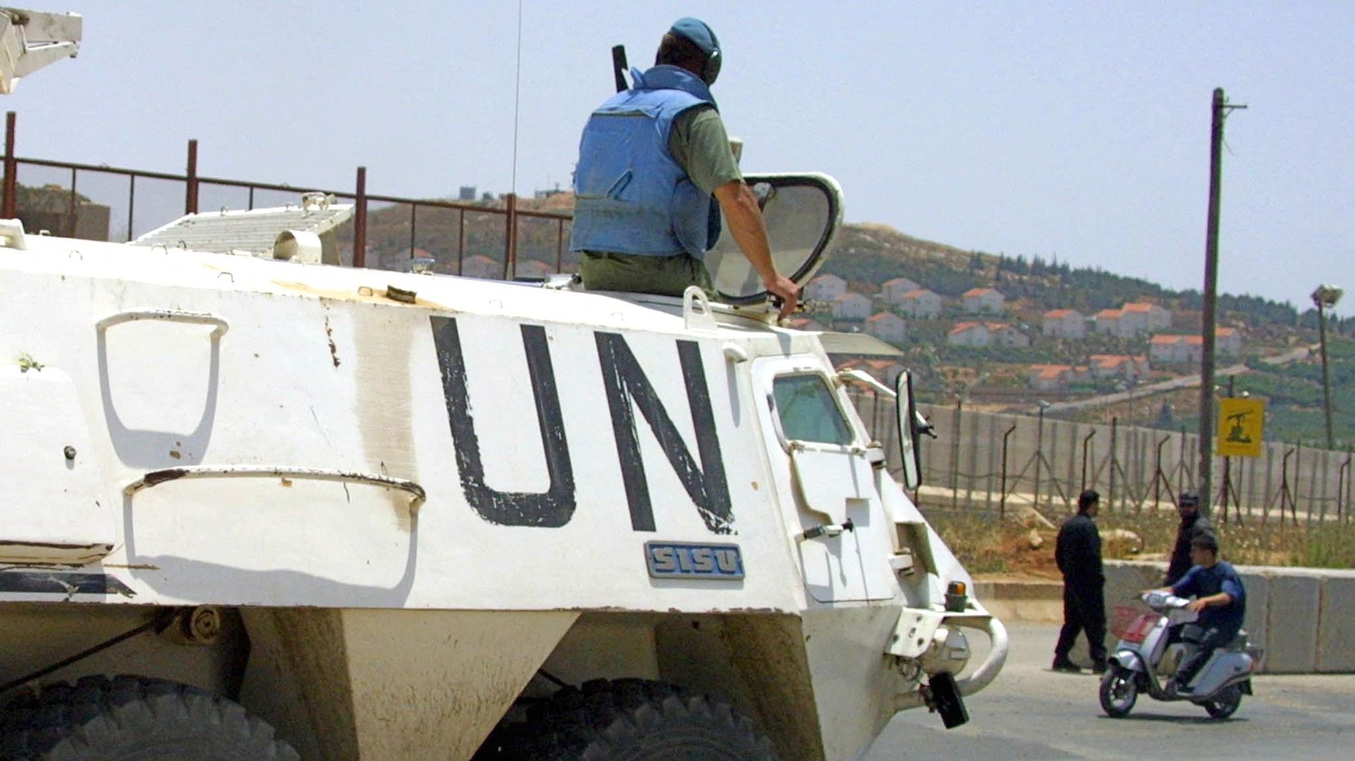 Guerre au Proche-Orient : des Casques bleus à nouveau touchés par des tirs israéliens, la ...