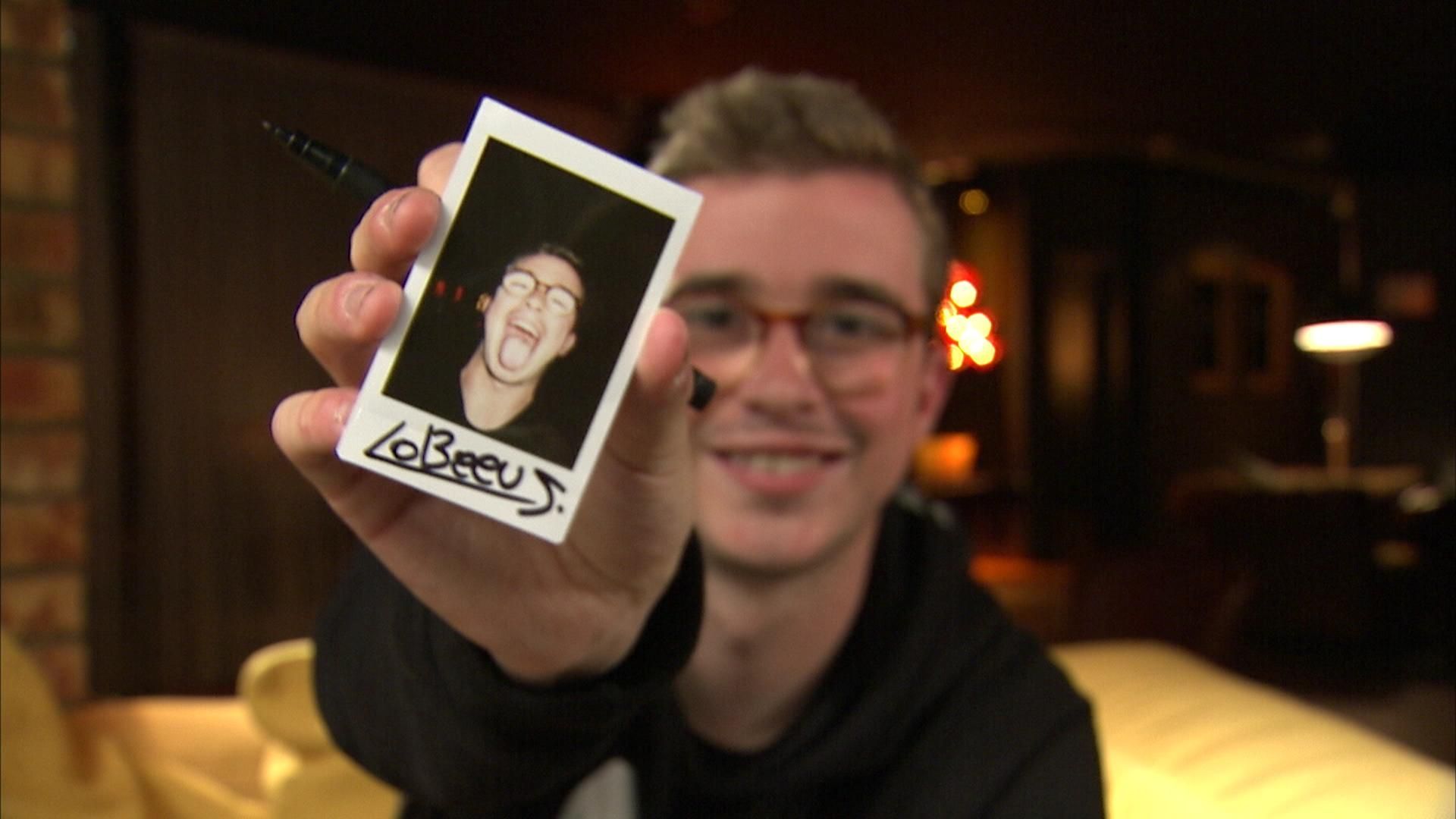 L'instantané de Jimmy Labeeu, l'ovni du web — 7 à la Une - RTBF Actus