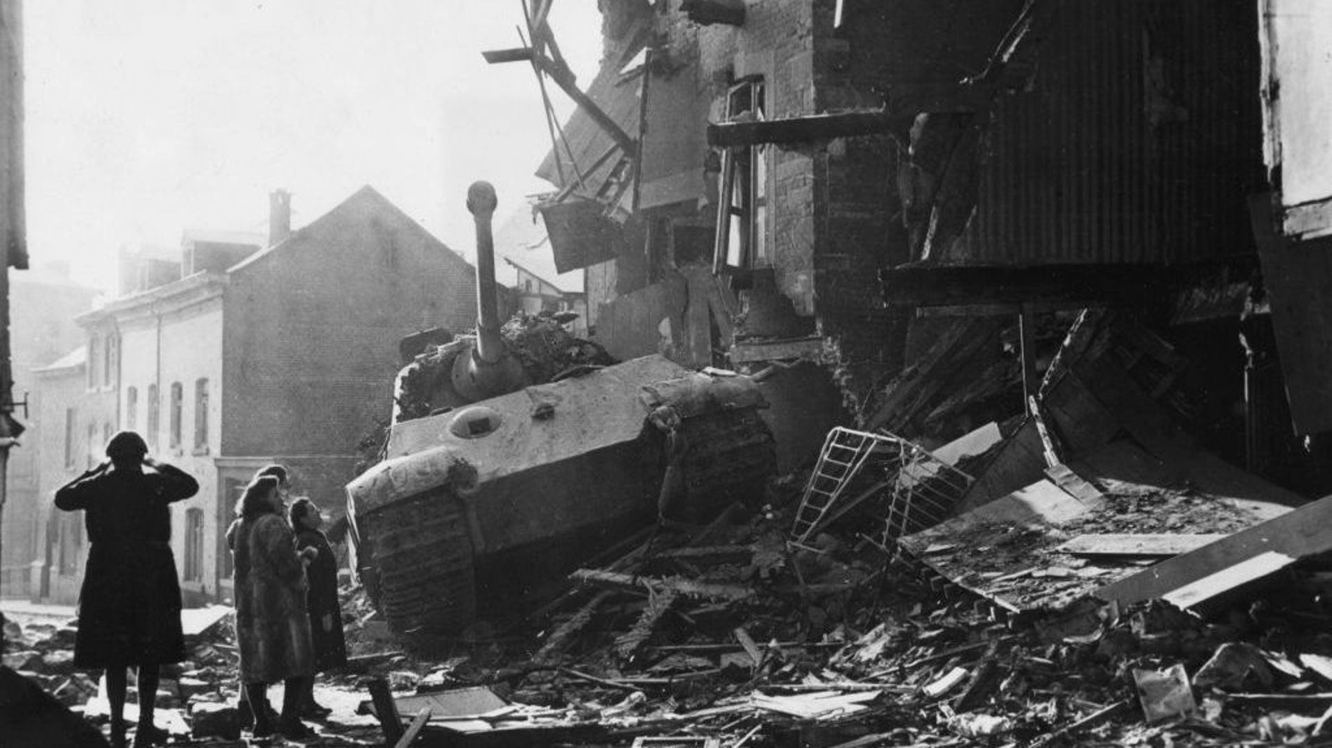 Les 80 ans de la Bataille des Ardennes : les témoignages des civils survivants des massacres ...