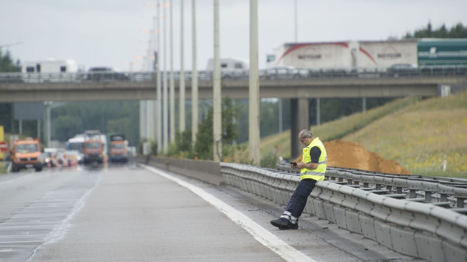 L'autoroute E411 sera fermée à Resteigne dimanche après midi - RTBF Actus