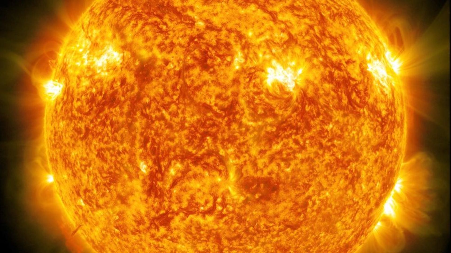Un timelapse du Soleil vu par la NASA en 72 000 images haute définition ...