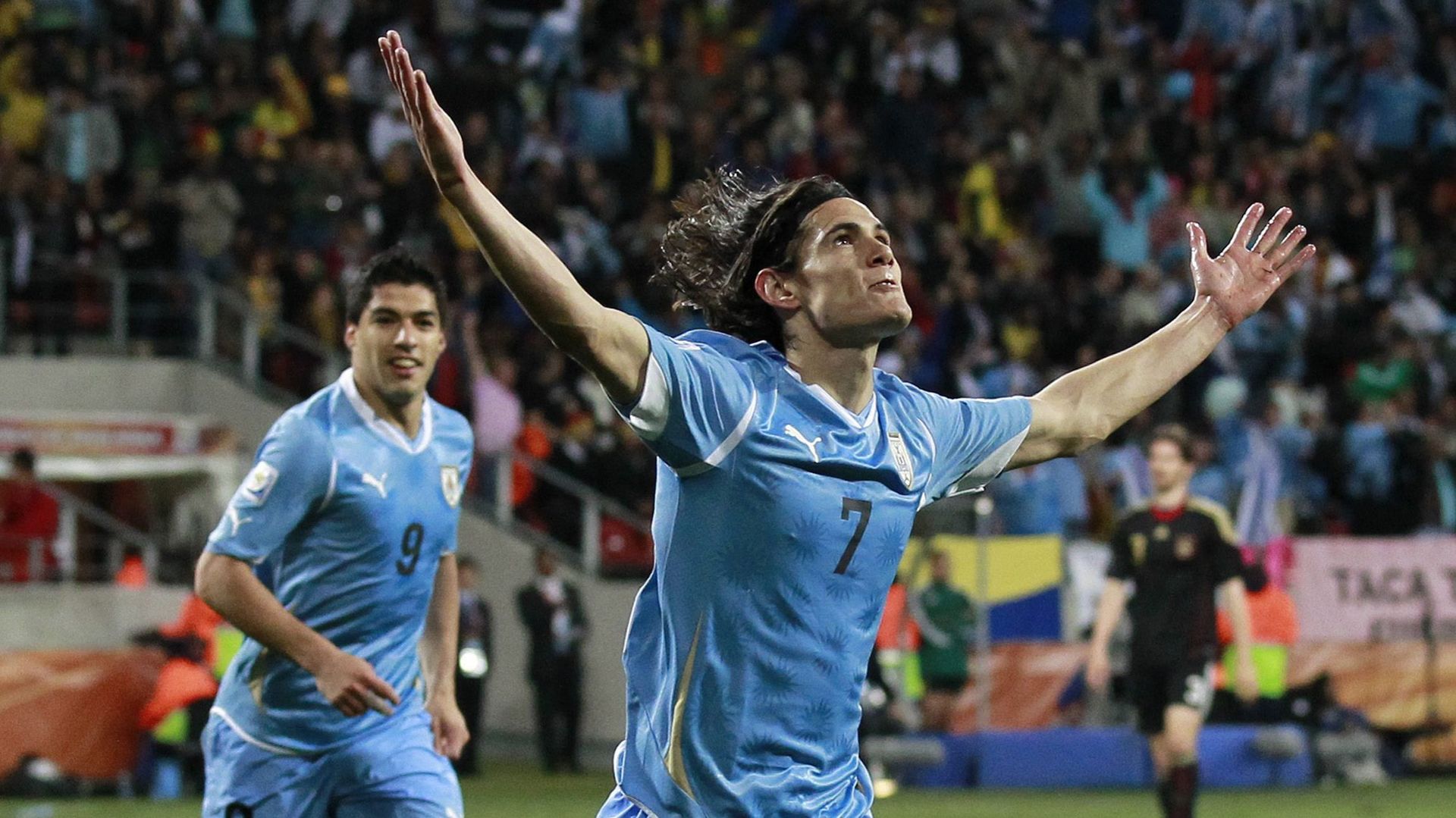 L'Uruguay avec Suarez et Cavani aux JO - RTBF Actus