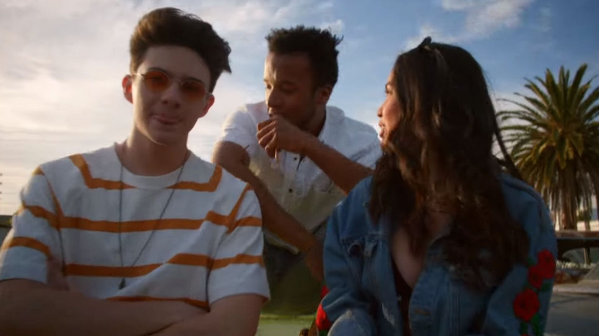 Petit Biscuit tire un dernier clip ensoleillé de son album 'Presence ...