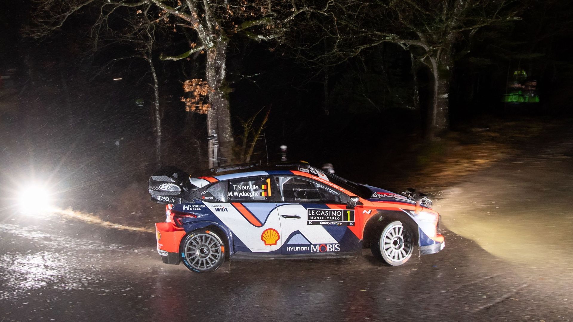 WRC Suède : Evans leader malgré deux frayeurs, Neuville 3e… à 6,3 ...