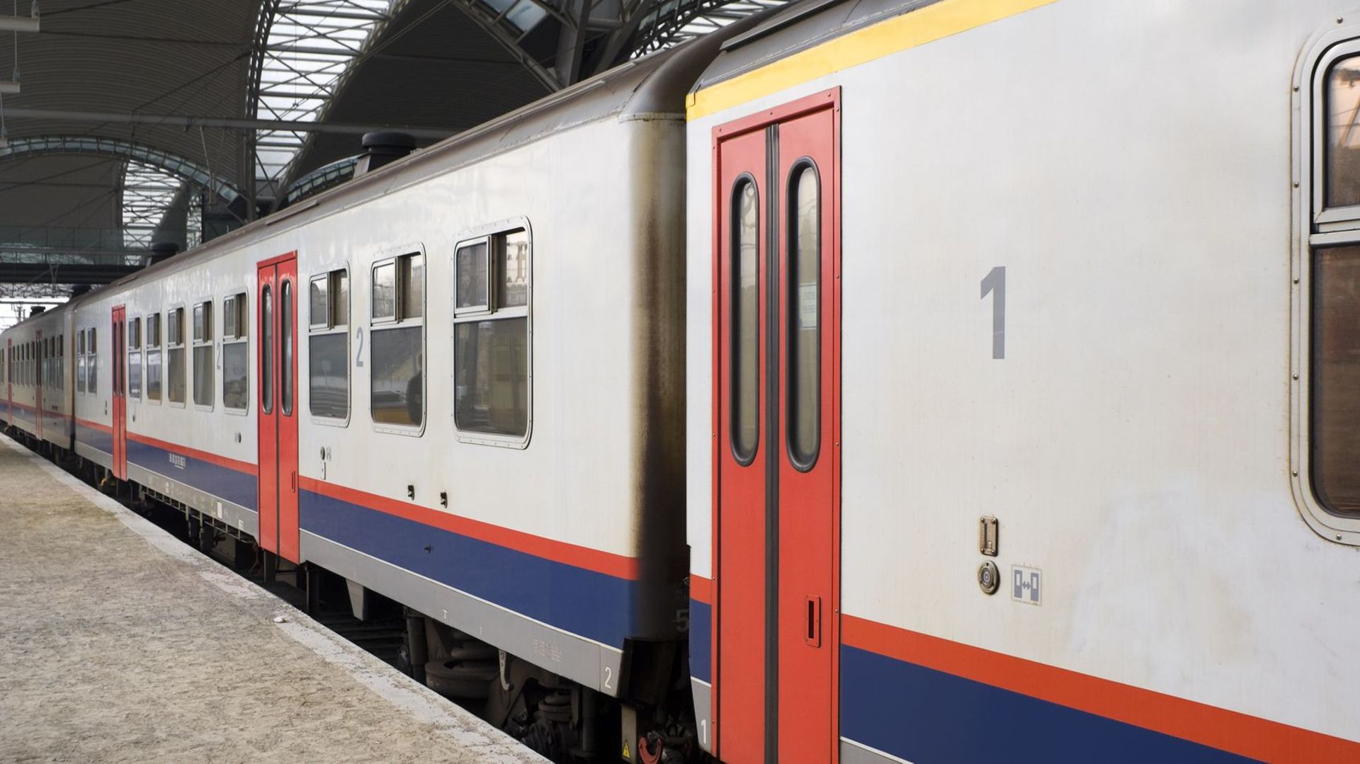 La première classe dans les trains de la SNCB doit-elle disparaître ...