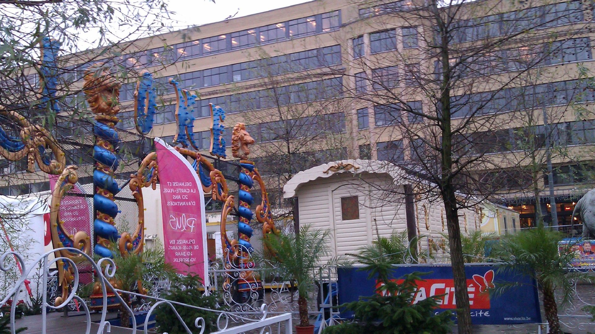 Le cirque Bouglione fait son grand retour place Flagey - RTBF Actus