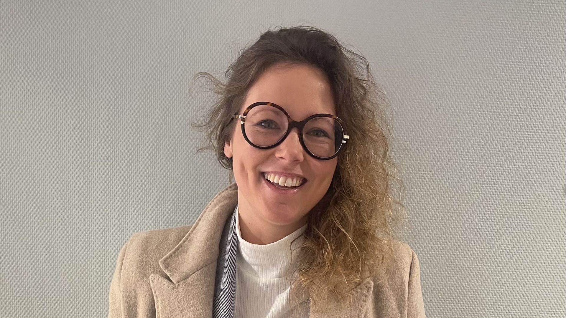 Trois questions à Zoë Delhaye, bourgmestre de Chièvres - RTBF Actus