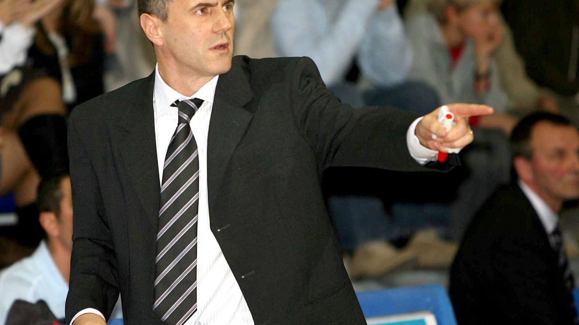 Bozzi quitte Liège pour entraîner à nouveau - RTBF Actus