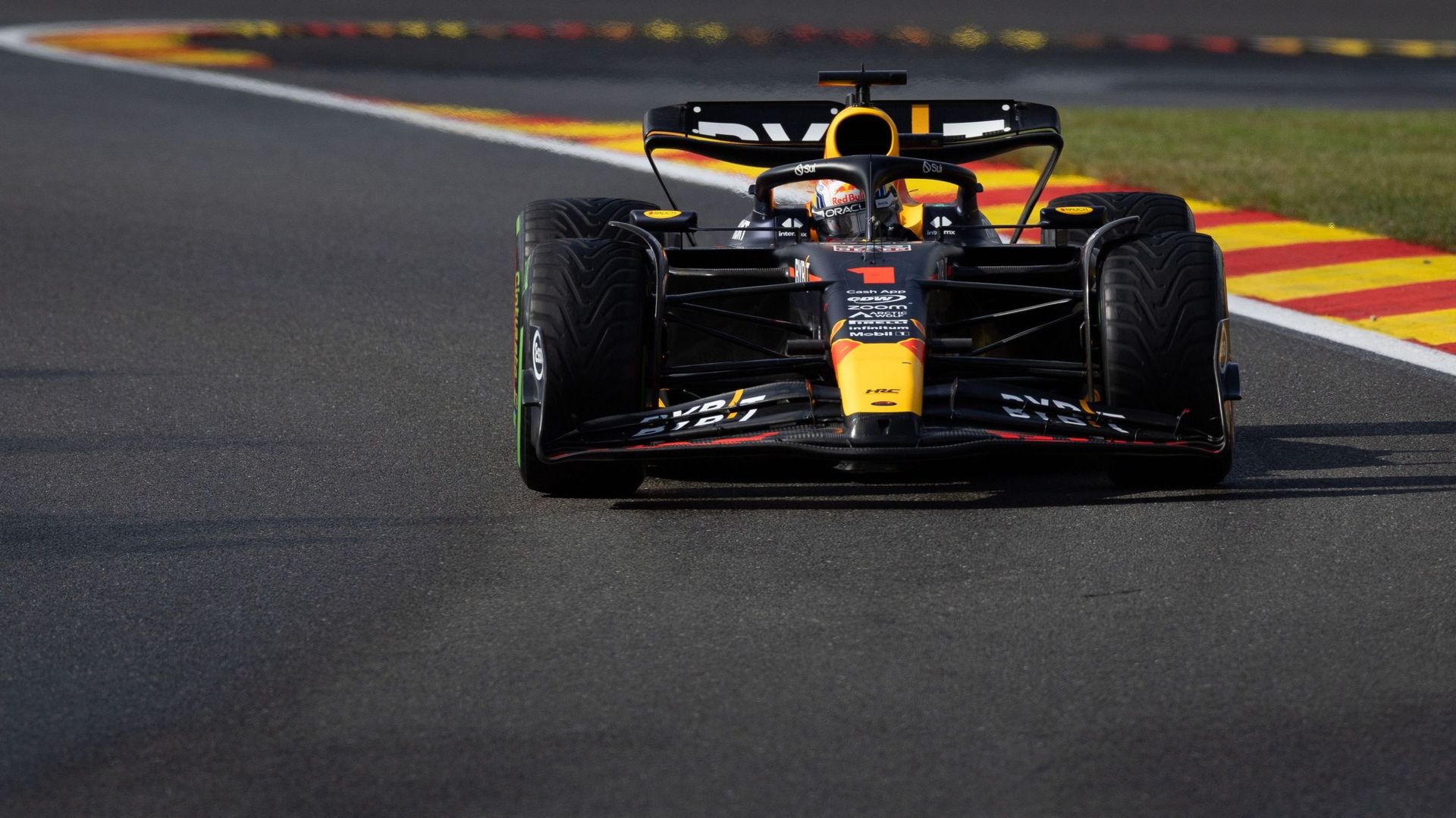 F1 Belgique : Verstappen s’adjuge le Shootout et s’élancera en tête de la course sprint - RTBF Actus
