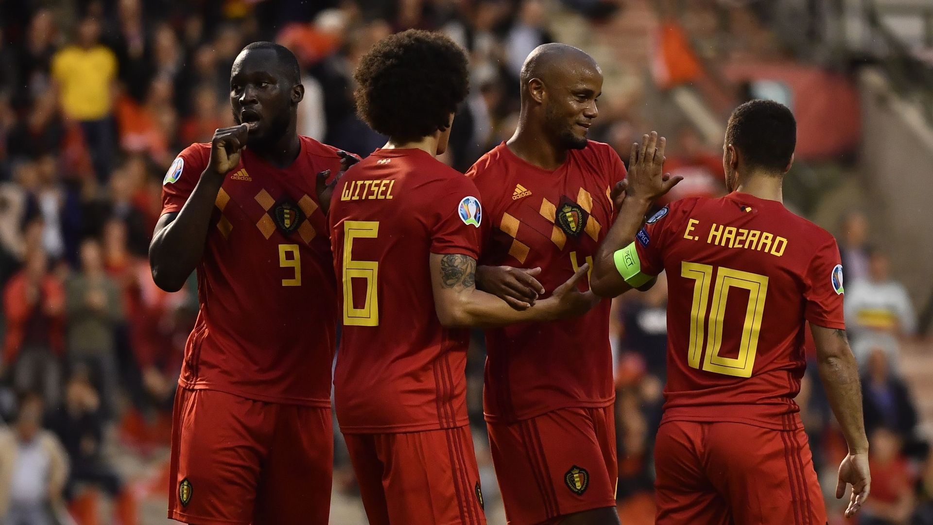 Les Diables, grâce à Lukaku et De Bruyne, battent l'Ecosse et s'offrent ...