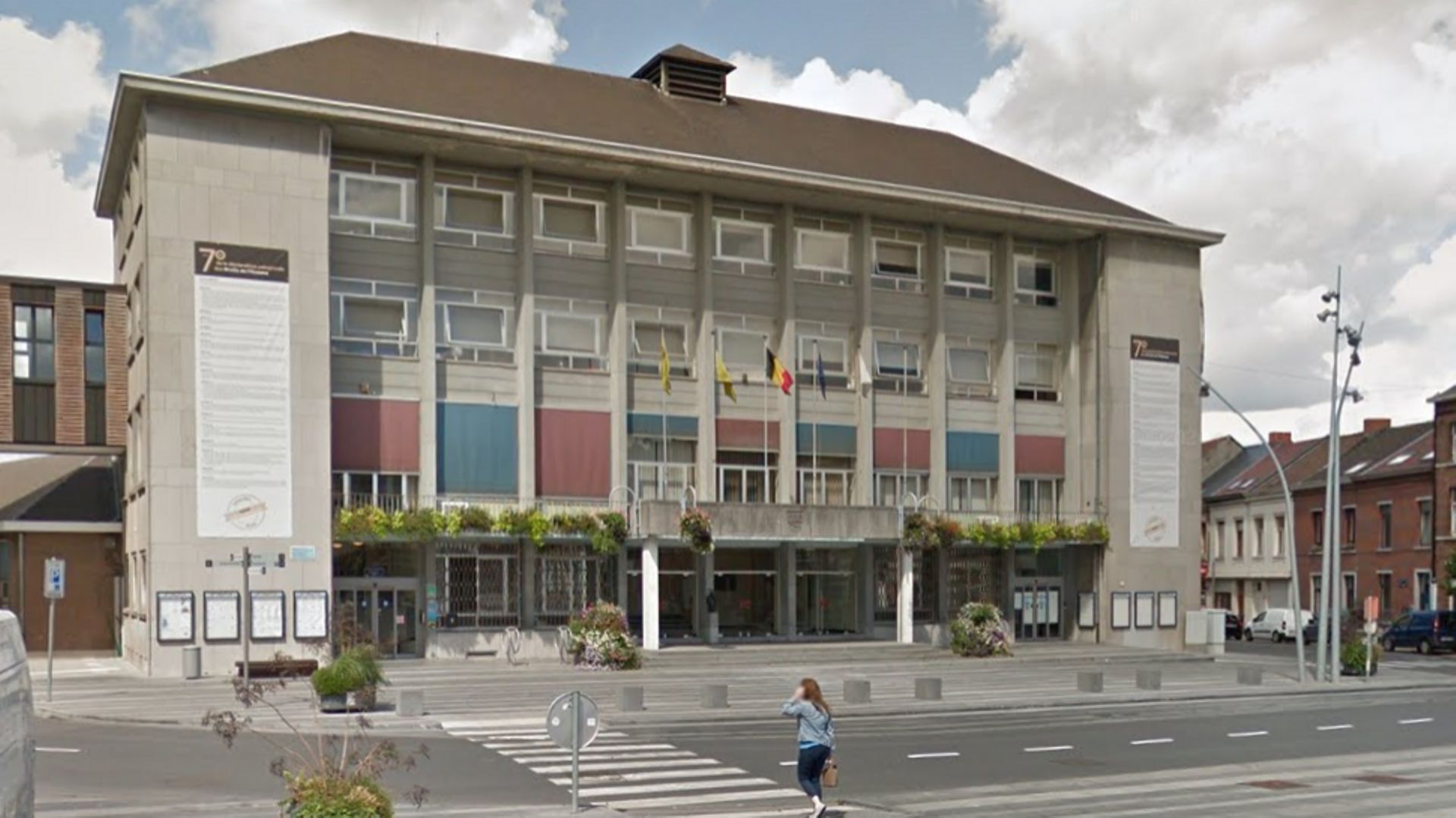 La Louvière : en équilibre, le budget 2024 a été approuvé - RTBF Actus