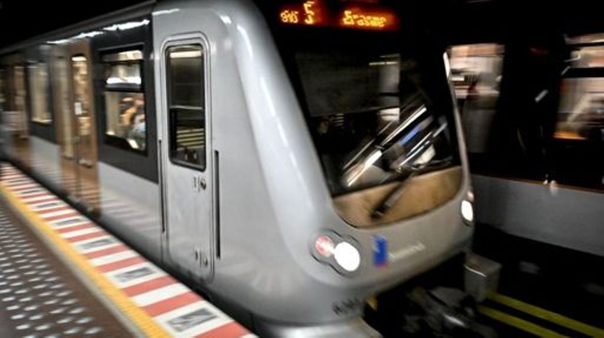 Les bus et tram de la Stib sont de plus en plus accessibles aux ...