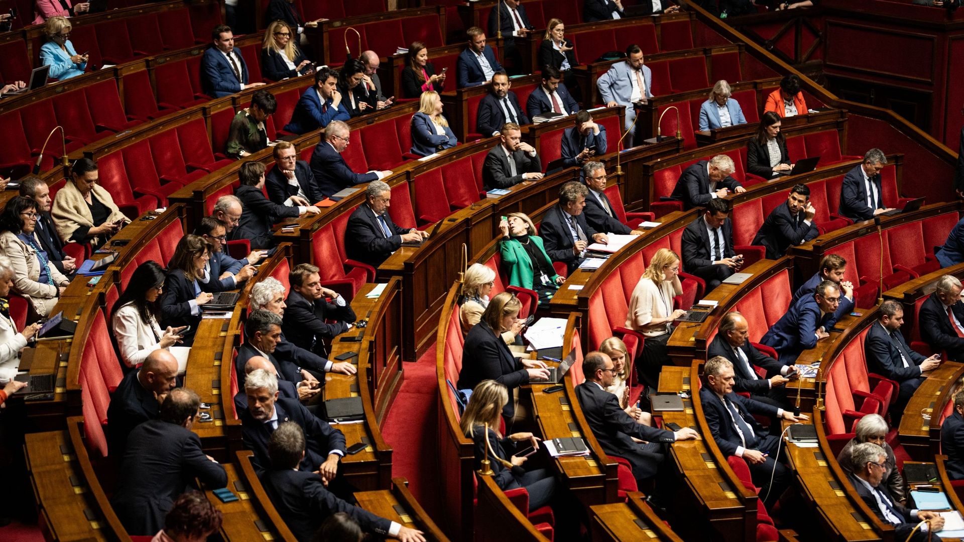 France : l’Assemblée adopte un texte à portée symbolique demandant l ...
