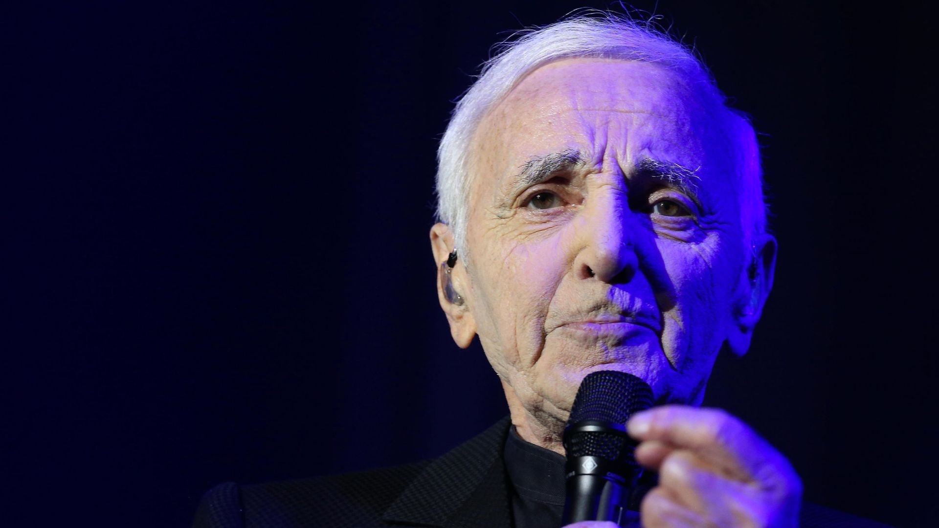 A 92 ans, Charles Aznavour dit adieu à son public belge - RTBF Actus