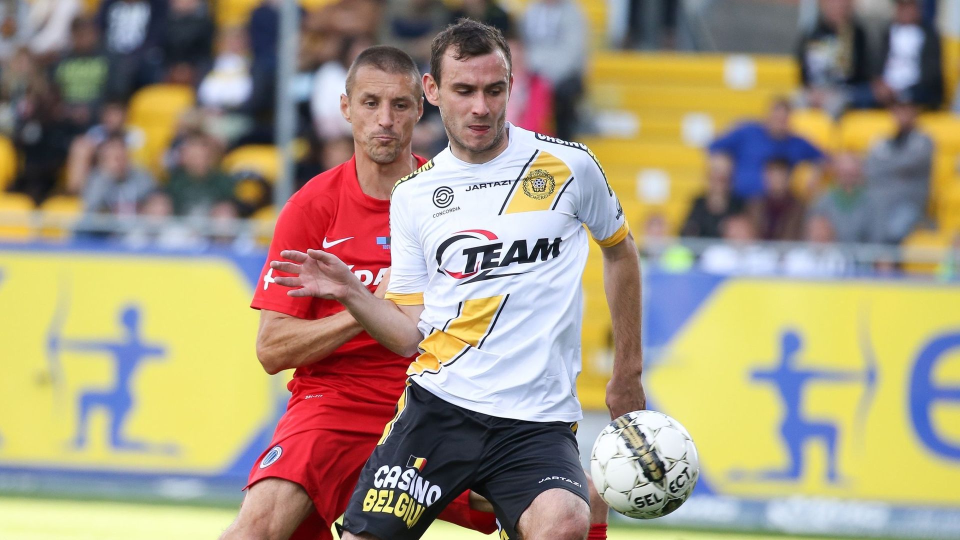 Lokeren loue Starzynski au Zaglebie Lubin - rtbf.be