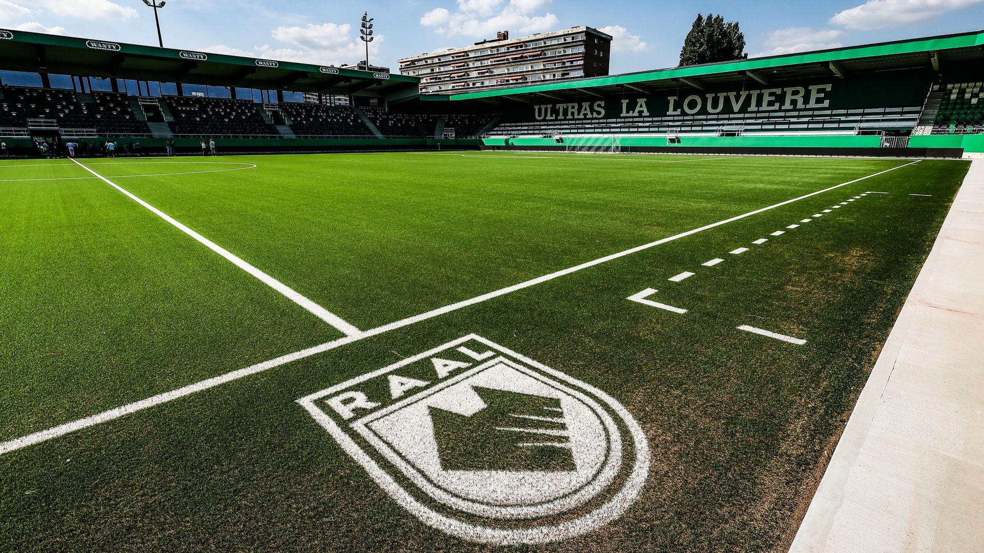 La RAAL inaugure son nouveau stade à La Louvière : « Les autres seront ...