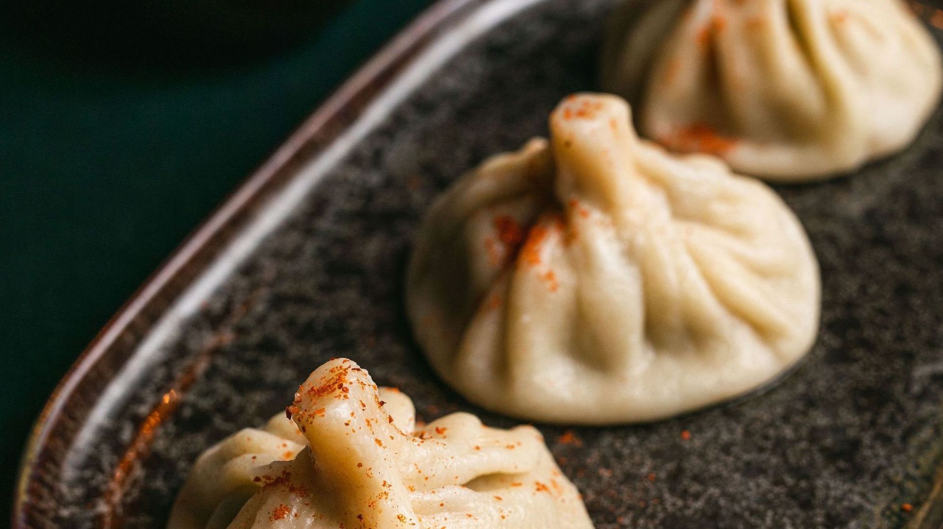 Liège : Les manifestants contre le centre fermé de Vottem reprochent ...