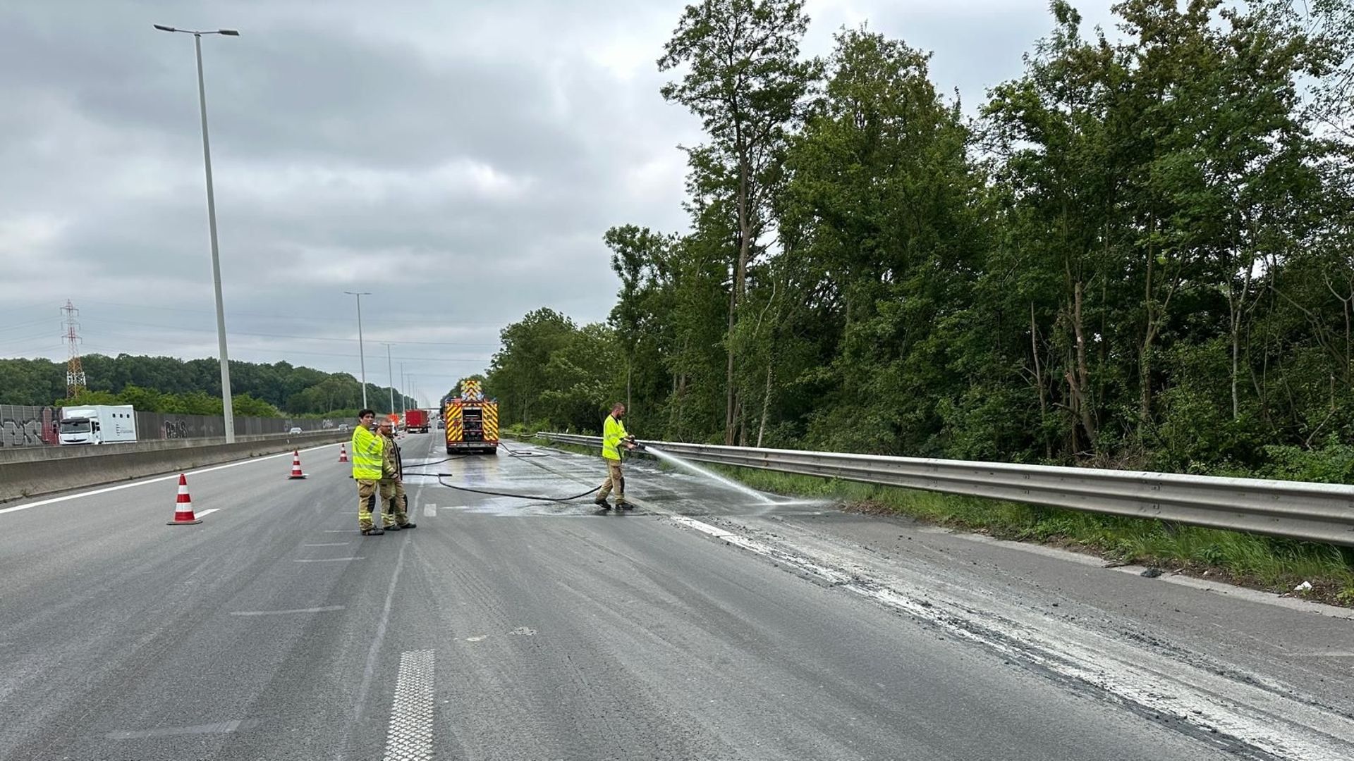 Le trafic a repris sur l’E19 à hauteur de Jemappes vers la France, après l’incendie d’un poids ...