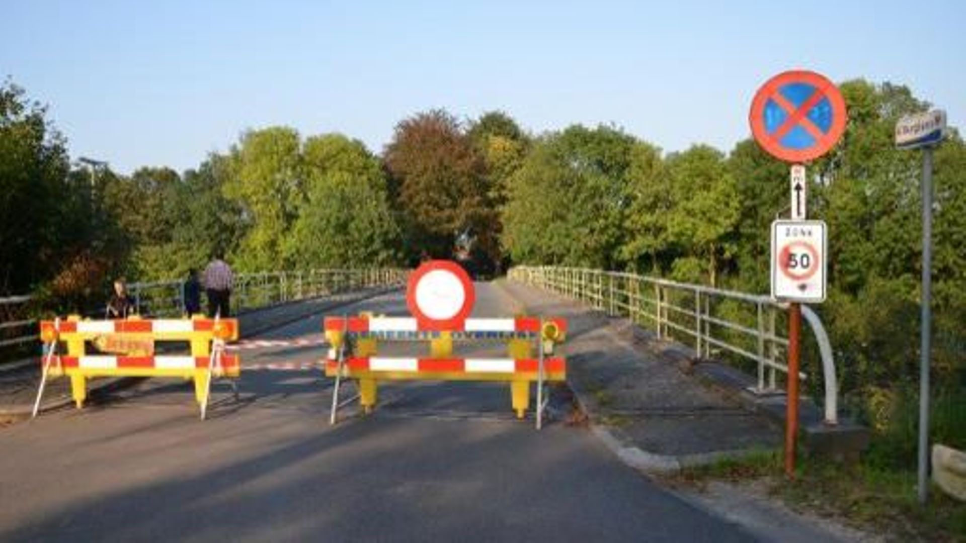 Une partie de l'autoroute E411 fermée jusqu'à dimanche matin