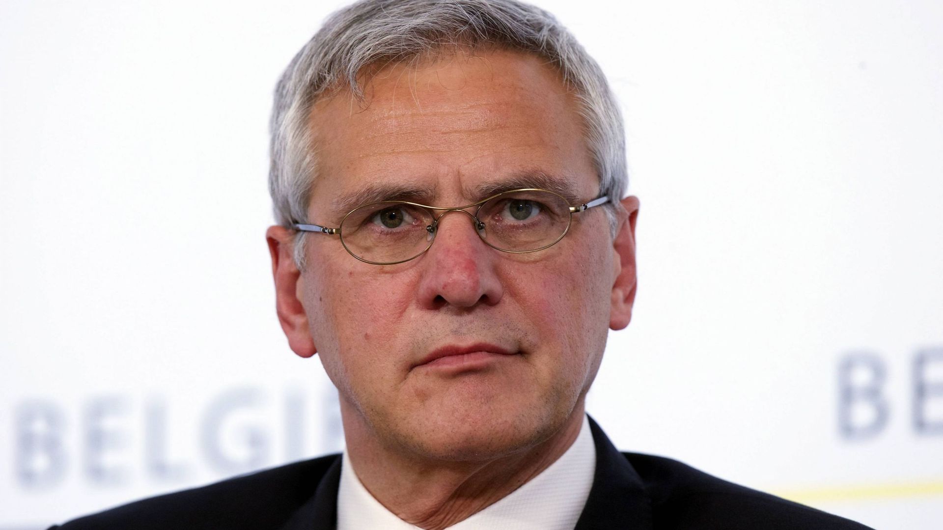 Kris Peeters s'engage à réformer le statut du personnel des ambassades ...