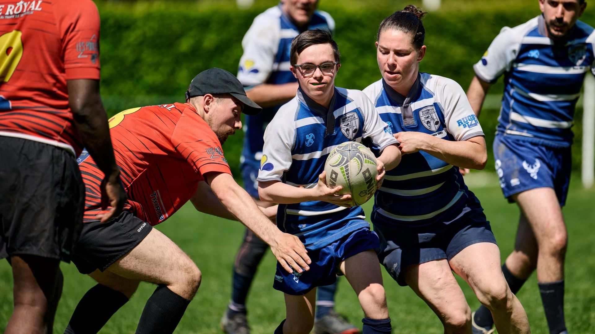 Premier tournoi de rugby adapté à Boitsfort : une première réussie pour ...
