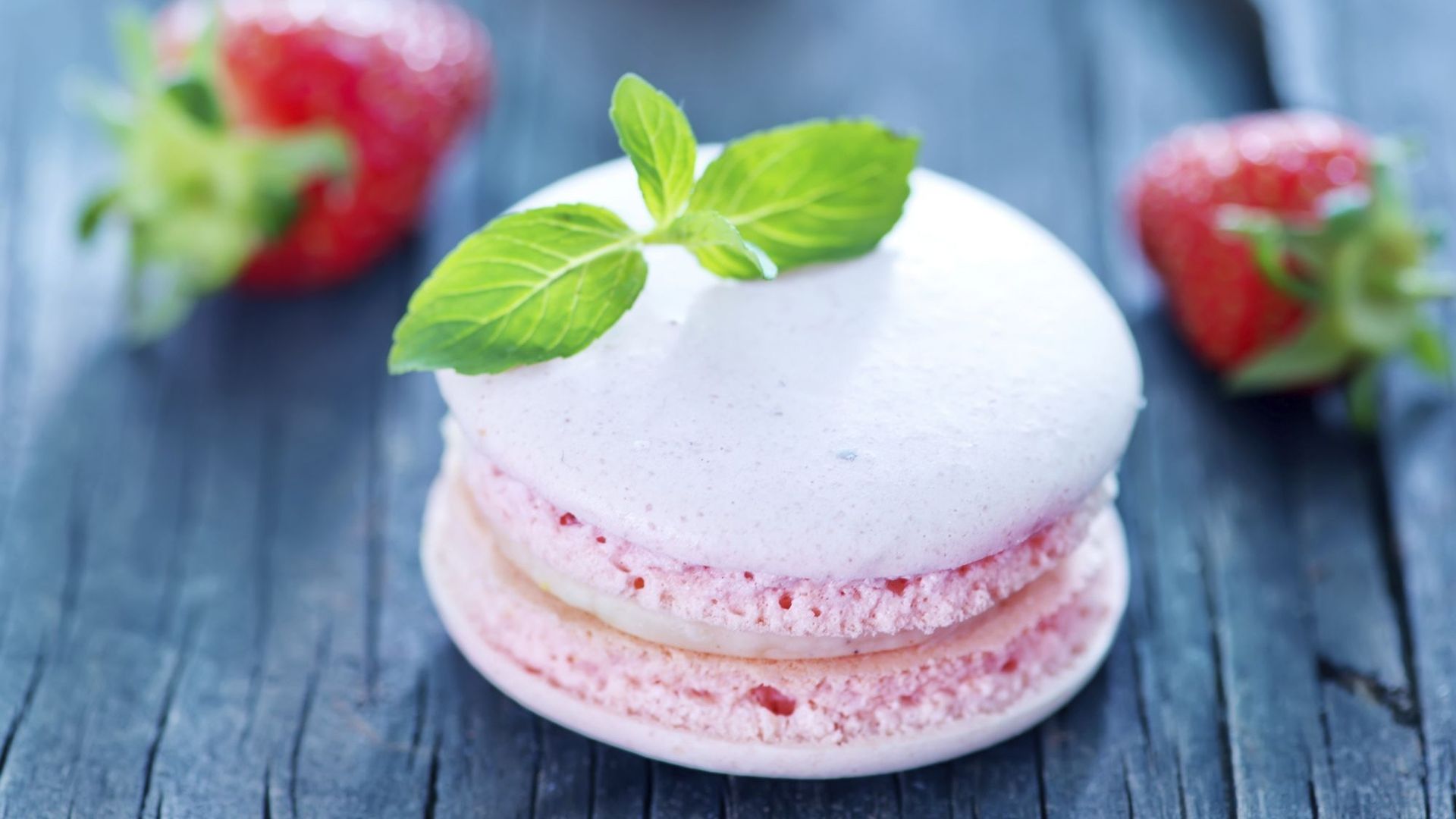 Recette : macarons à la fraise - RTBF Actus