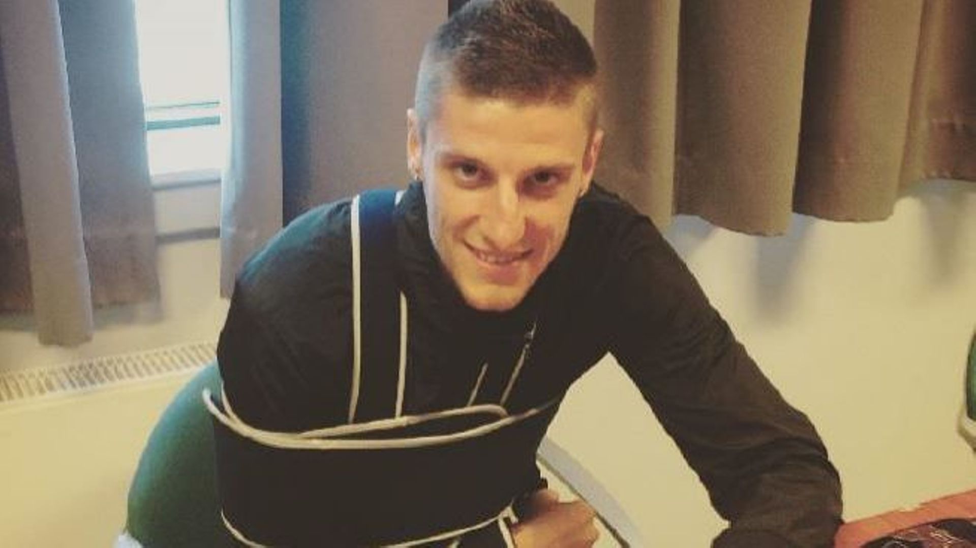 Dimitri Mohamed prolonge à Mouscron-Péruwelz - RTBF Actus