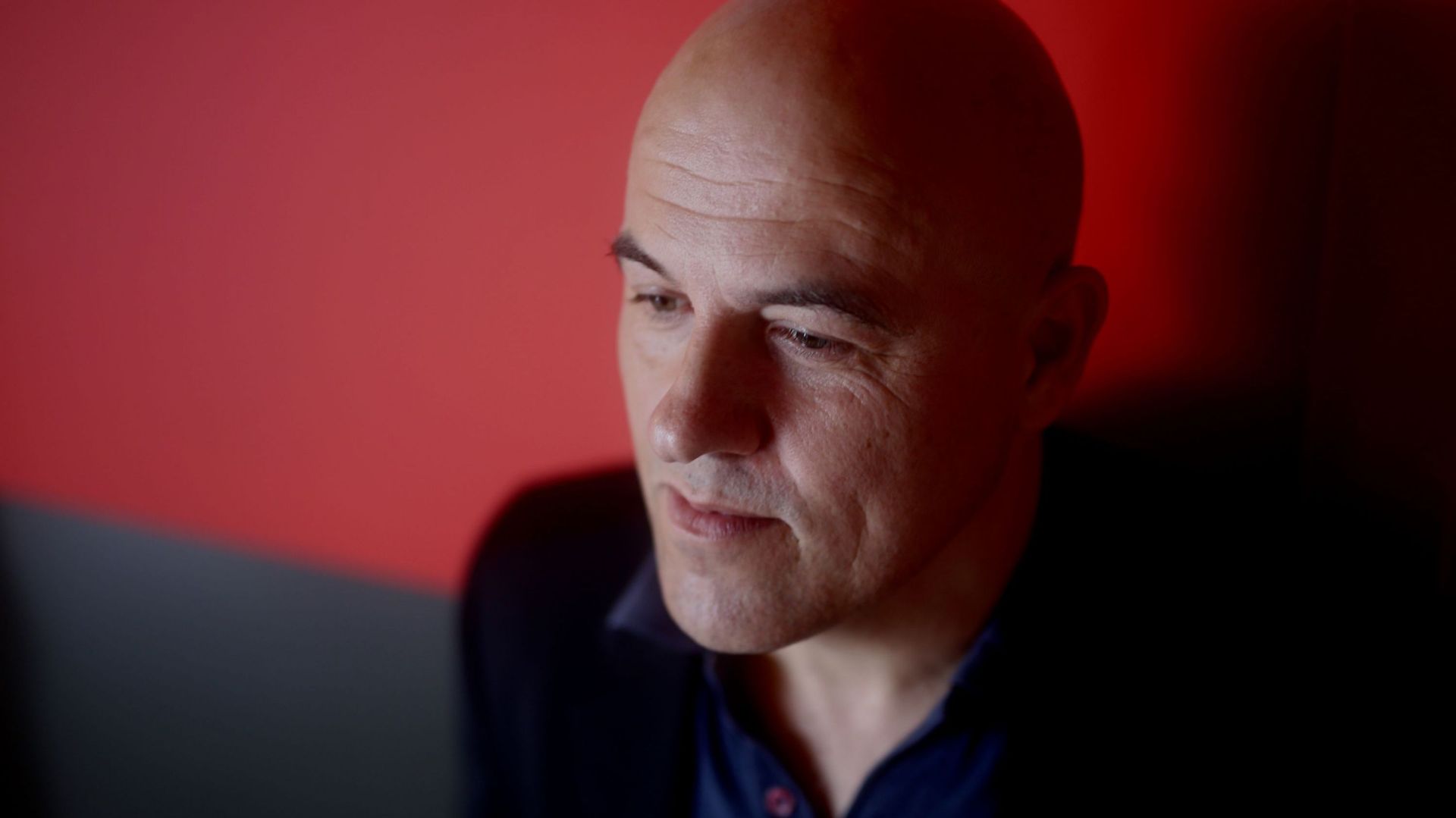 Dominique A à l'Ancienne Belgique : solide comme le rock ! - RTBF Actus