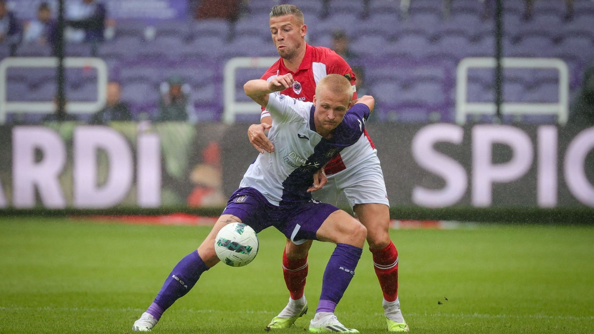 Avec du caractère, notamment en défense, Anderlecht s’impose face à l’Antwerp - RTBF Actus