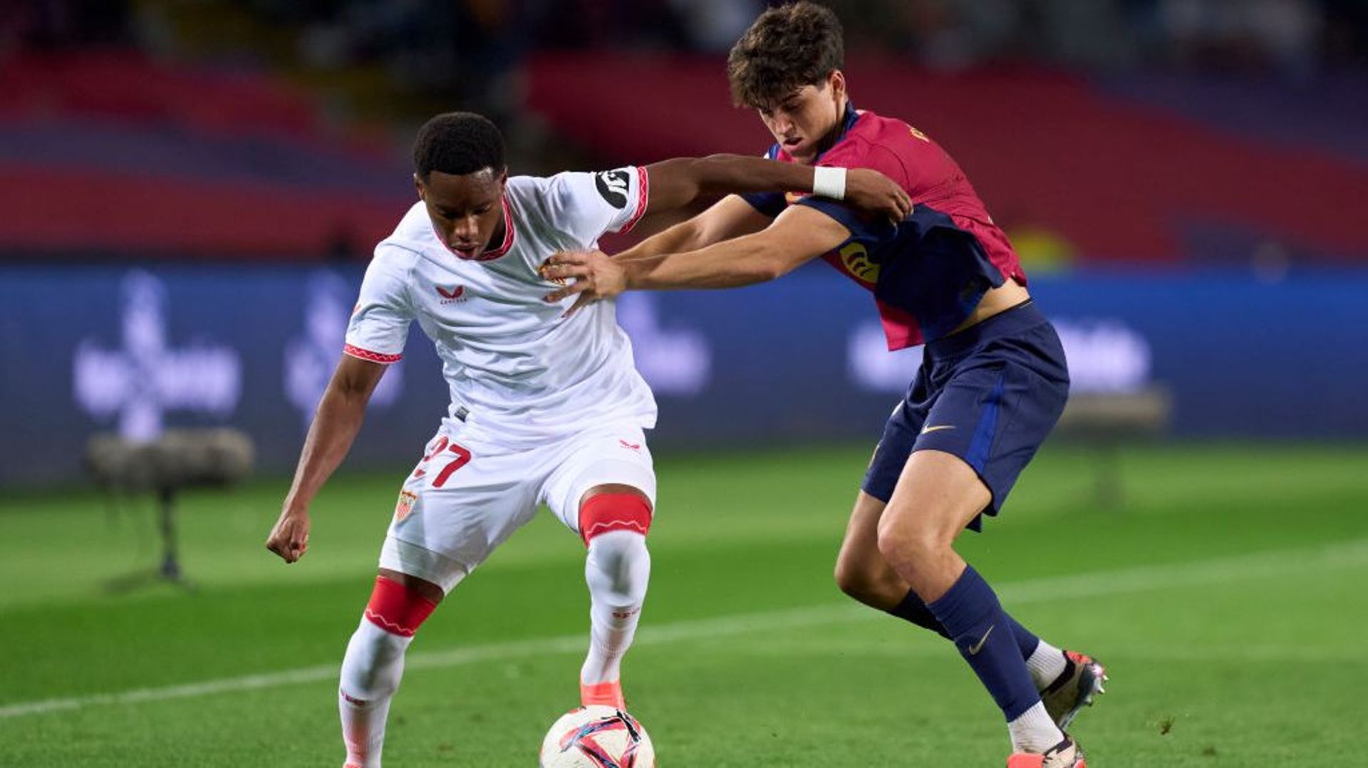 Stanis Idumbo, le jeune Belge qui vient de marquer son premier but avec ...