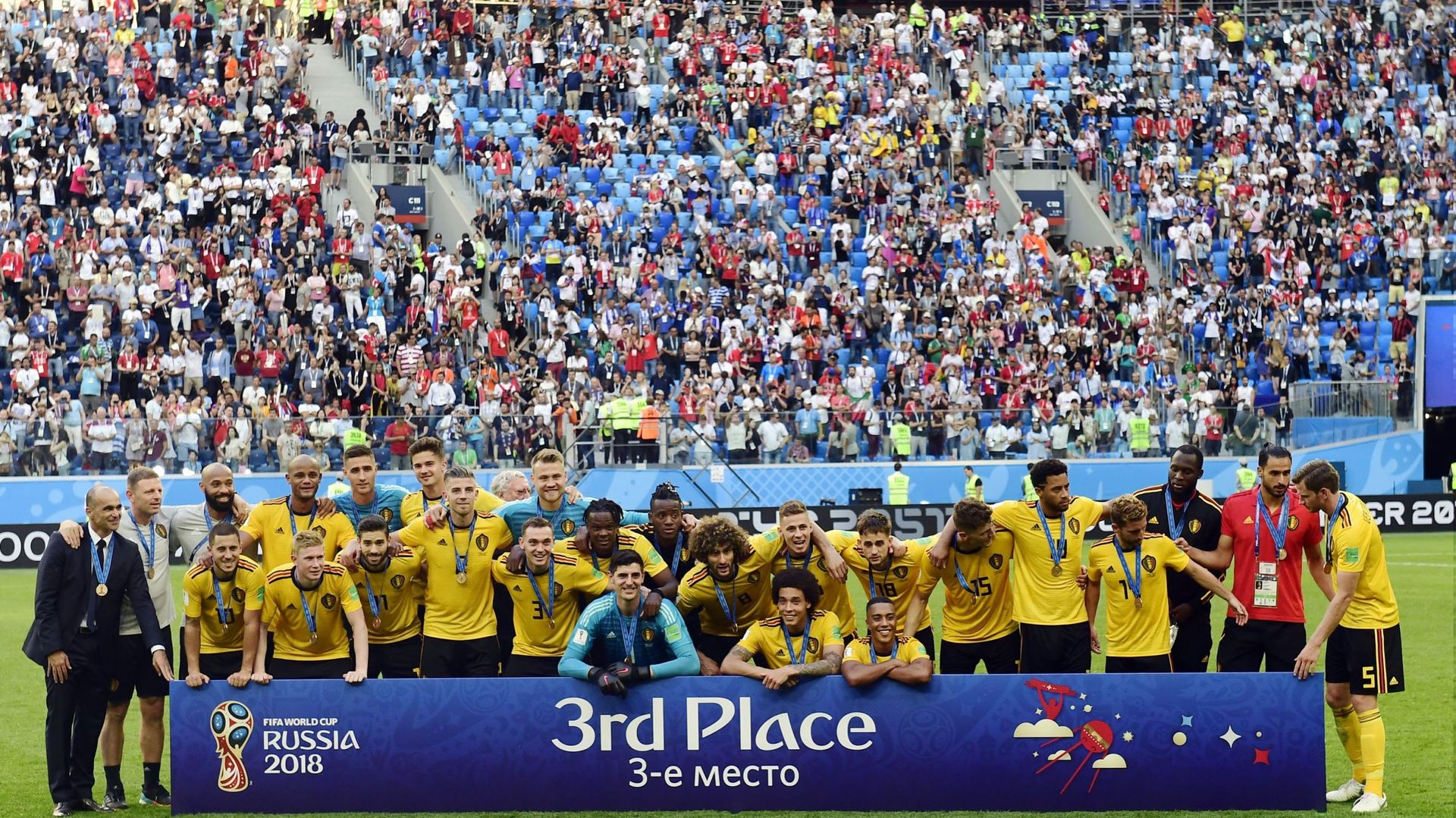 Suivez en direct vidéo le retour des Diables rouges en Belgique - RTBF ...