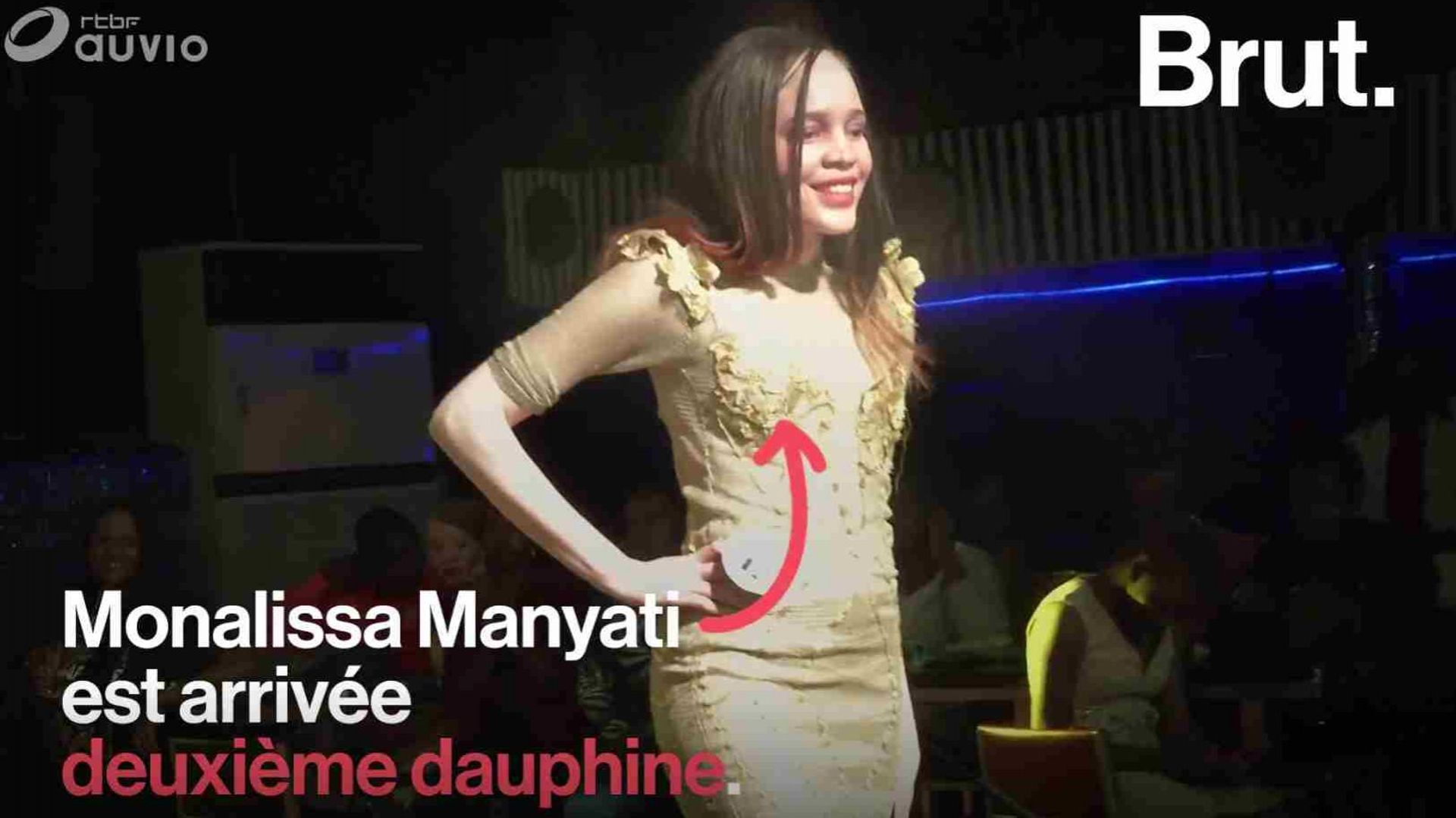 Thando Hopa, mannequin sud-africaine révélée par sa peau albinos - RTBF ...