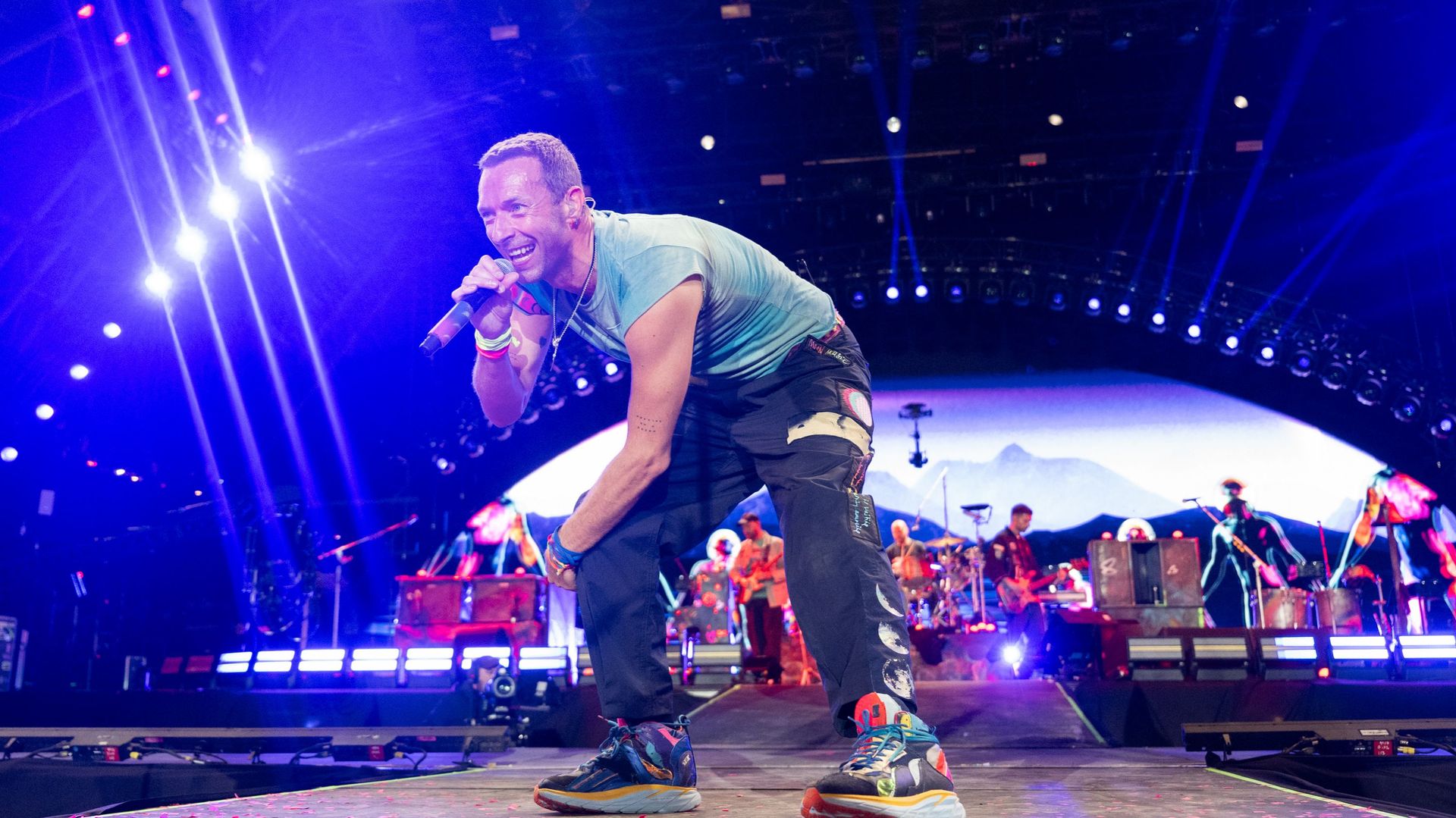 Un clip en langue des signes pour le nouveau Coldplay - RTBF Actus