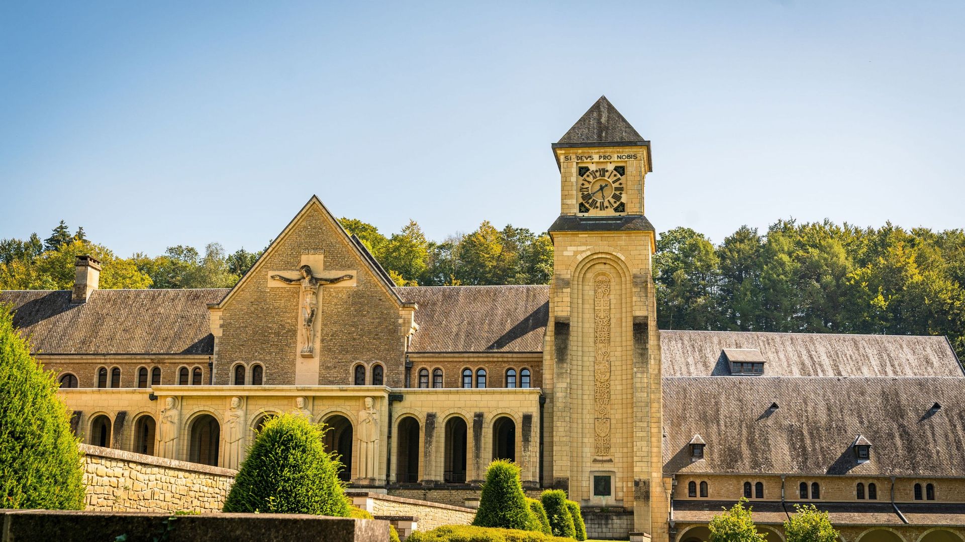 Pas-à-pas sur le sentier balisé des trois abbayes trappistes wallonnes ...