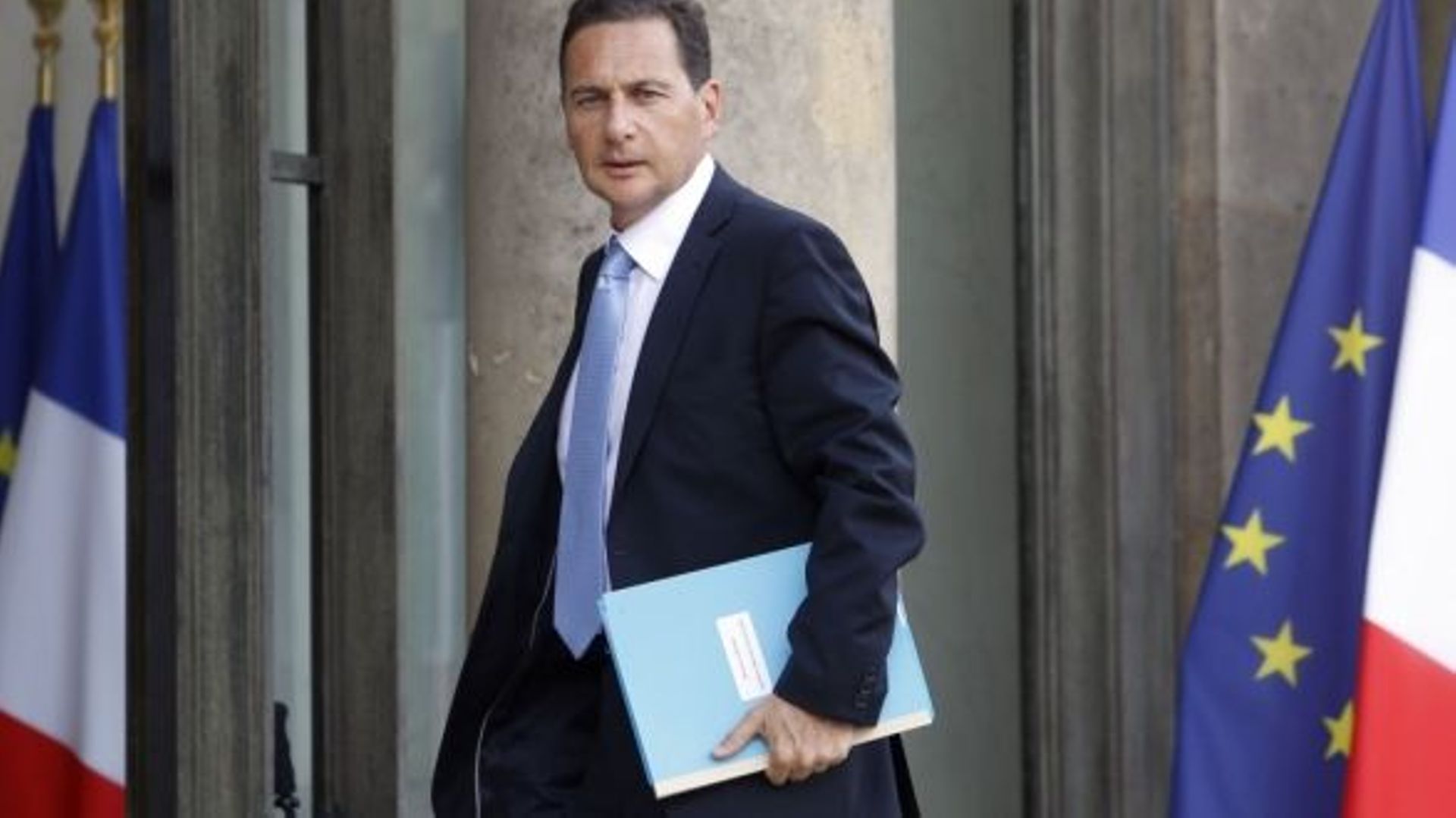 Nationalité française: E. Besson ira au charbon - RTBF Actus