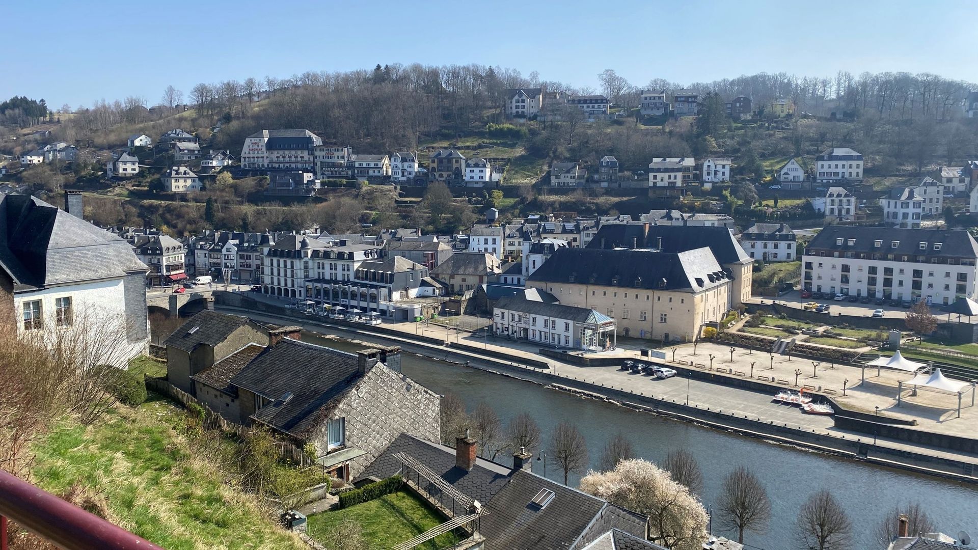 La zone de police Semois et Lesse relativise sérieusement 'l'agression ...