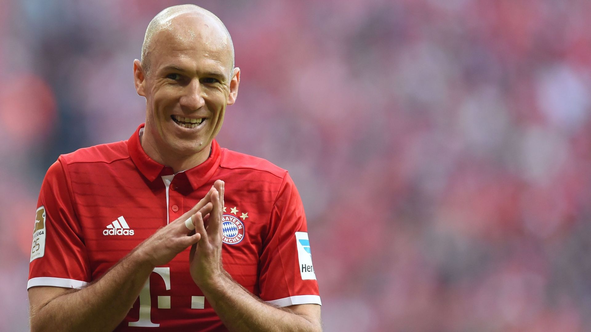 Robben tacle le PSG : 'L'argent ne marque pas de buts...' - RTBF Actus