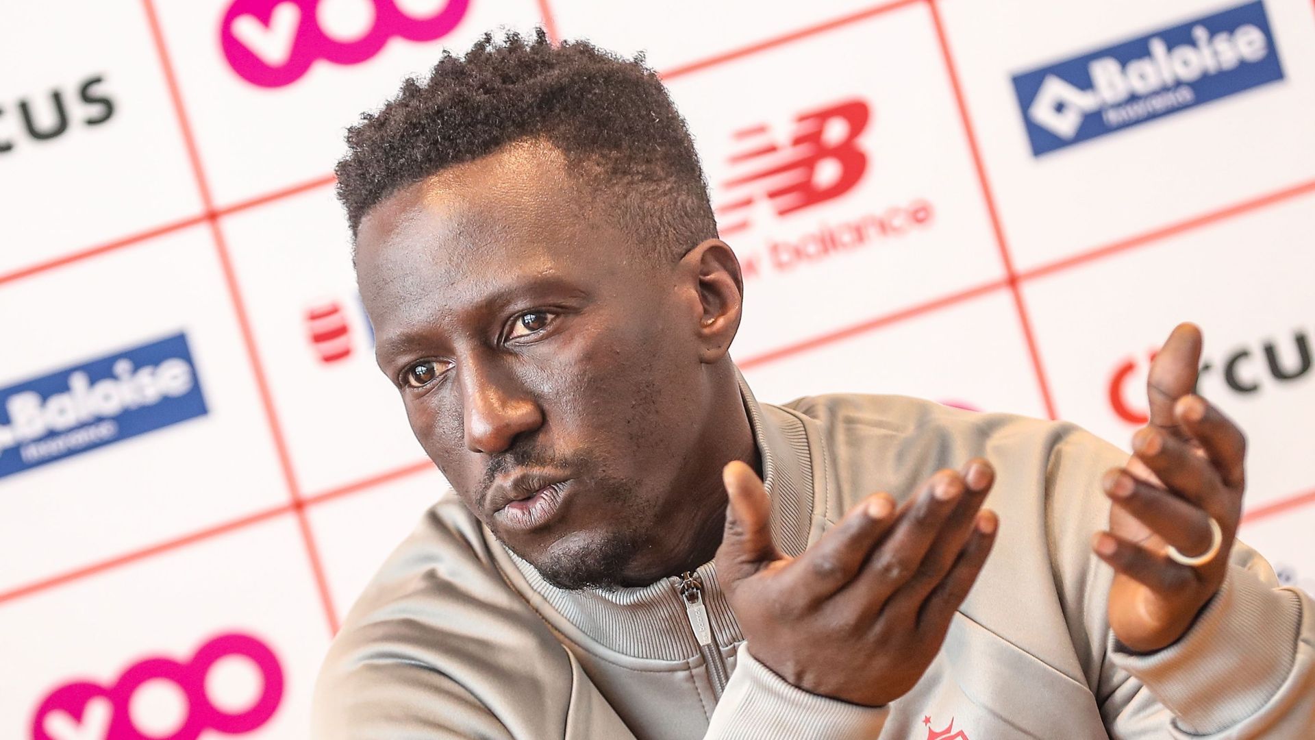 Mbaye Leye avant de recevoir l'Antwerp : 'Le Standard s'apprête à jouer ...