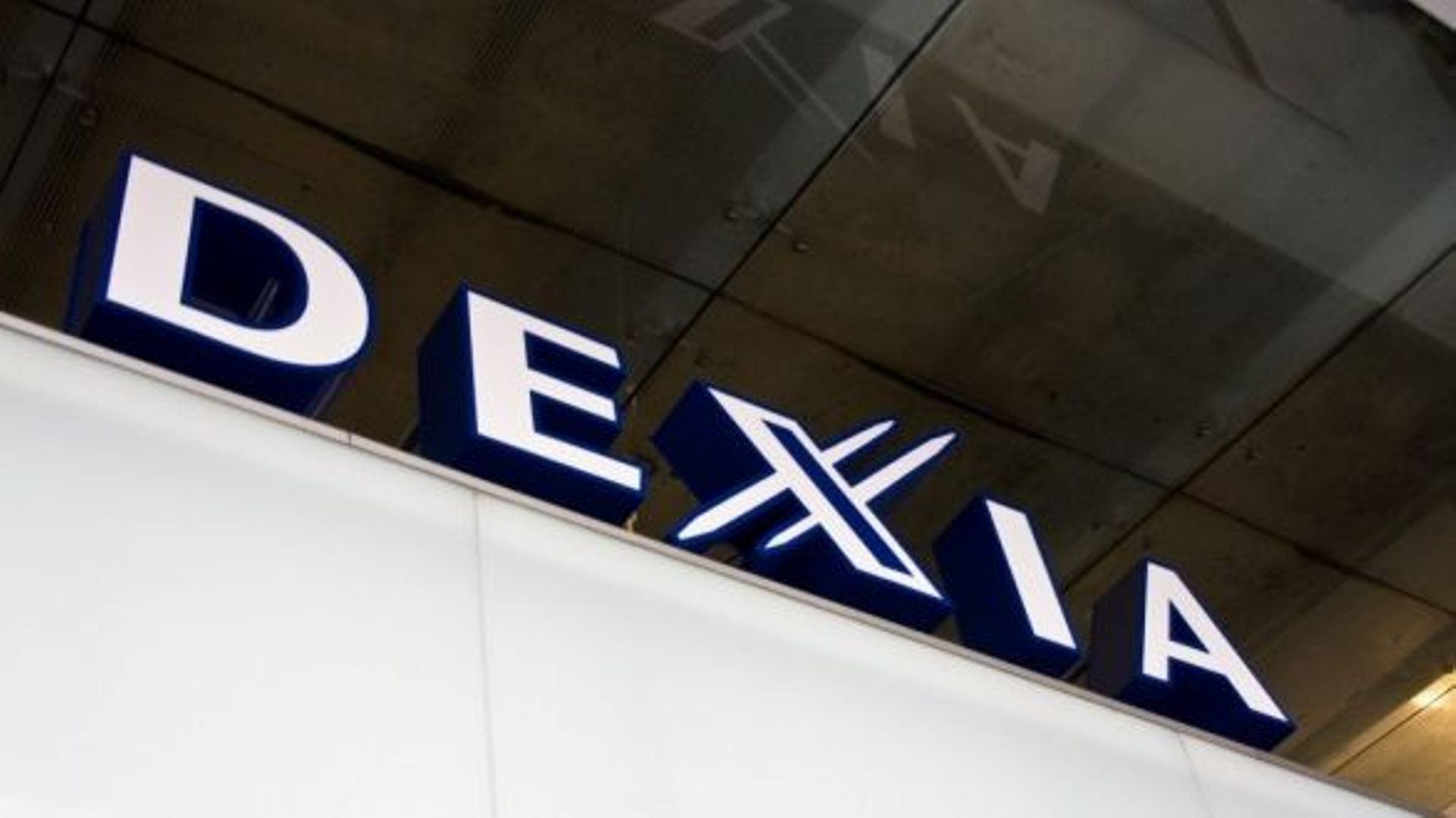 Dexia: le titre plonge de 30% - RTBF Actus