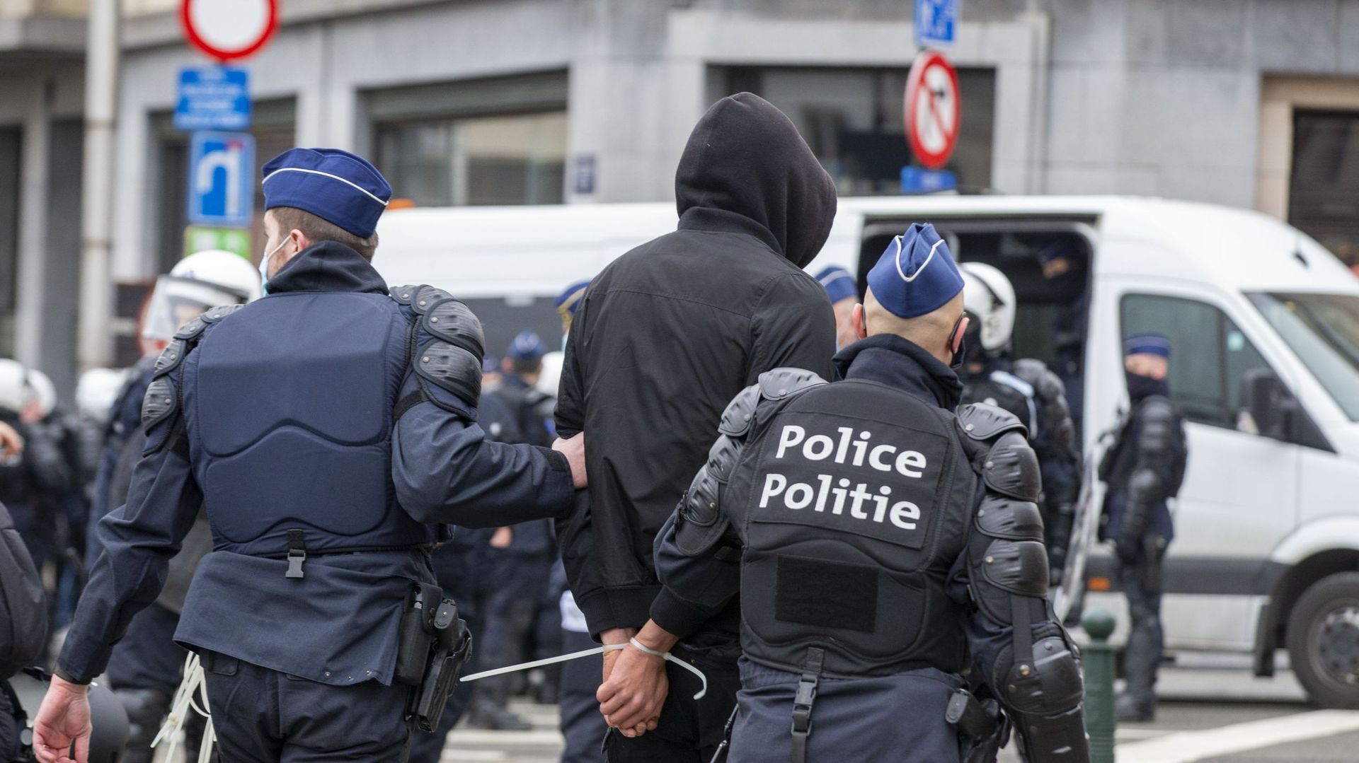 Violences policières : la condamnation historique de l’État belge et de ...