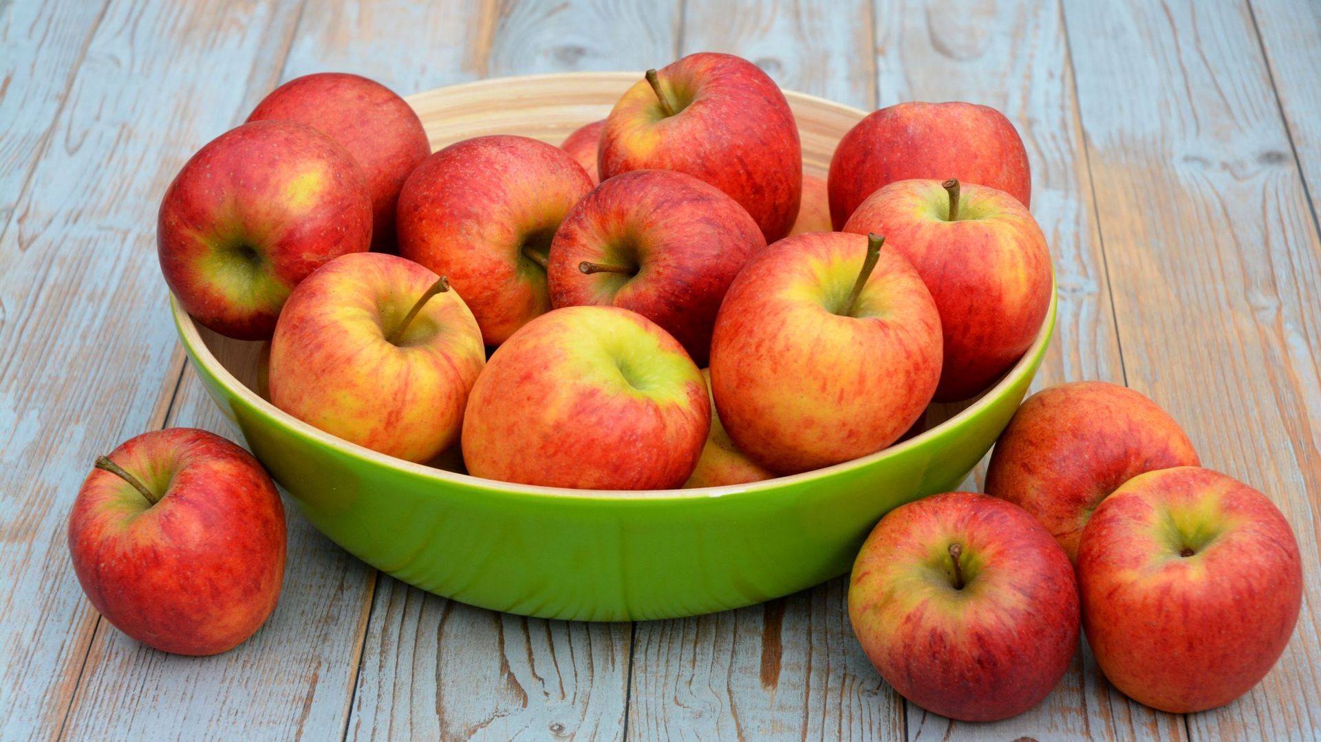 Carlo nous parle de pommes de ' marque ' avec Fairebel et Pink Lady ...