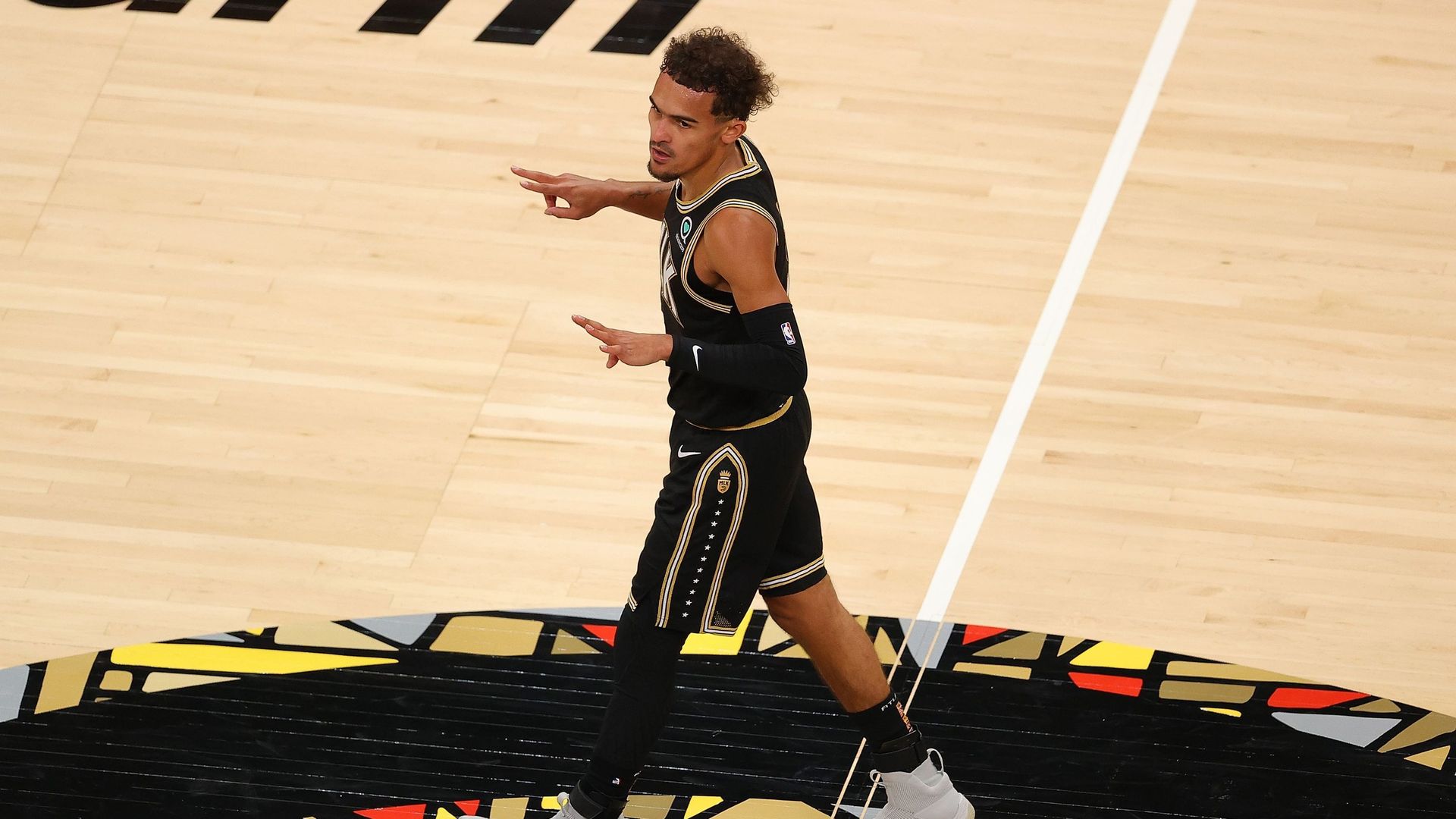 NBA : Trae Young éclipse les Clippers et rend hommage à Kobe Bryant, le ...