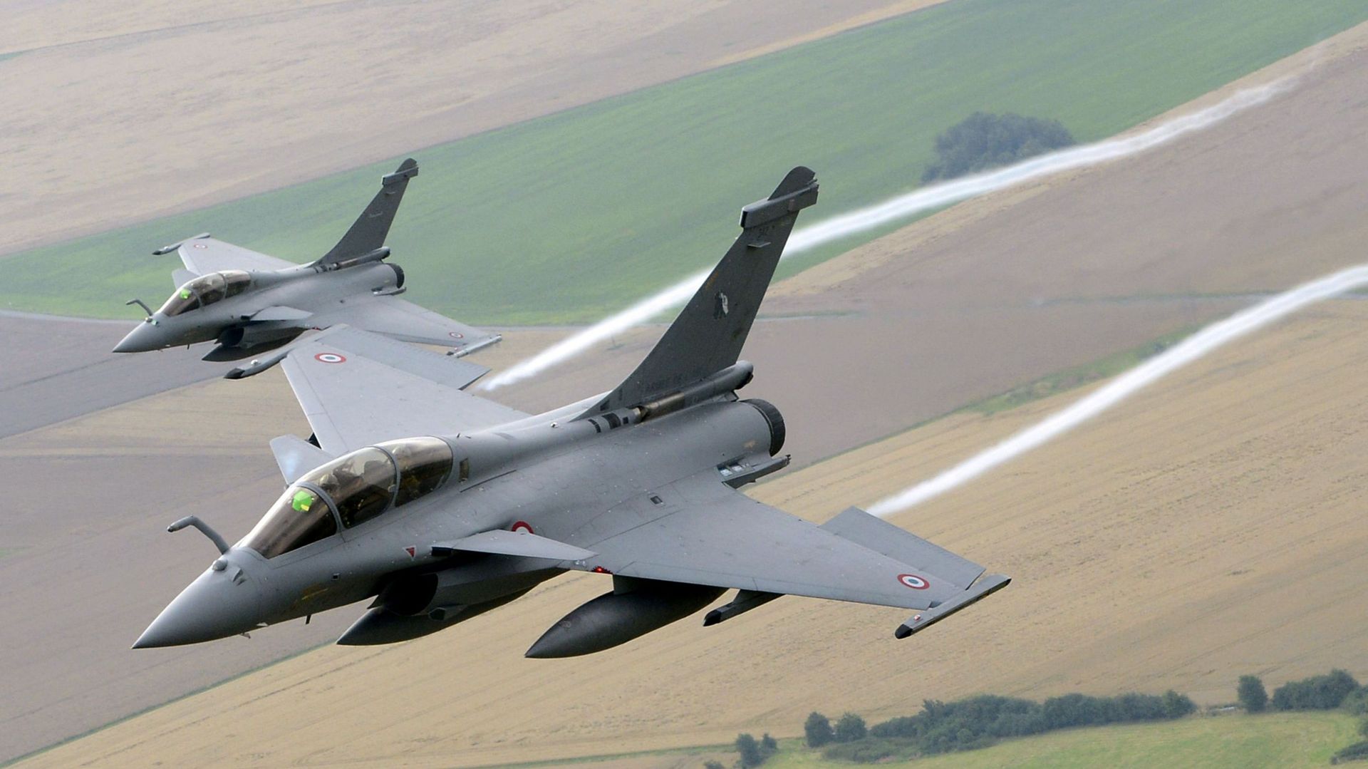 France: un avion militaire s'écrase sur un foyer pour handicapés, un ...