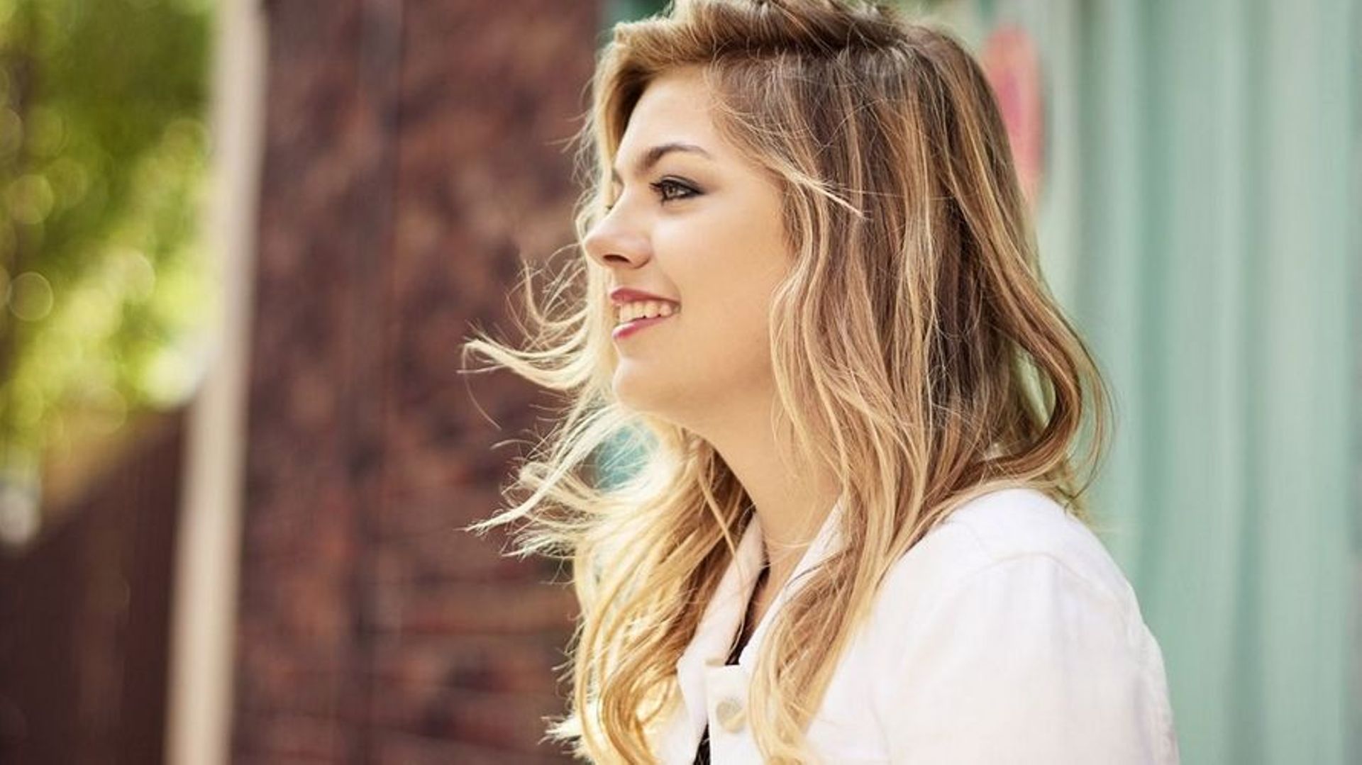 Louane publie la vidéo de son nouvel single 'Immobile' ! - RTBF Actus