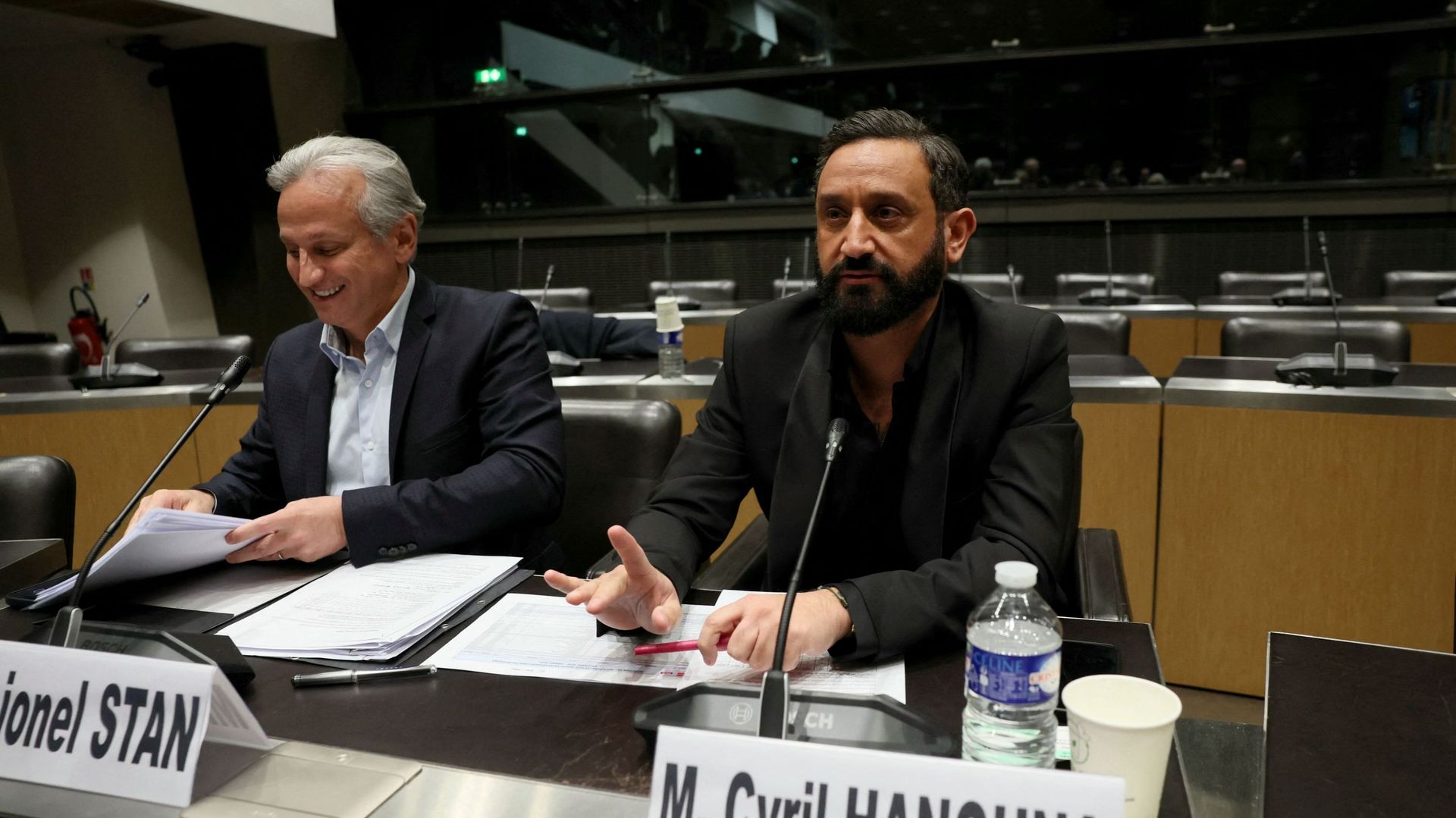 Vincent Bolloré et son groupe visé par une plainte pour recel et ...