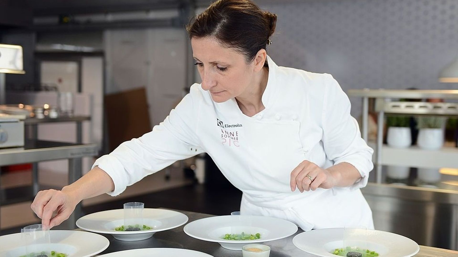 Découvrez le restaurant 'La Roseraie' à Modave - RTBF Actus